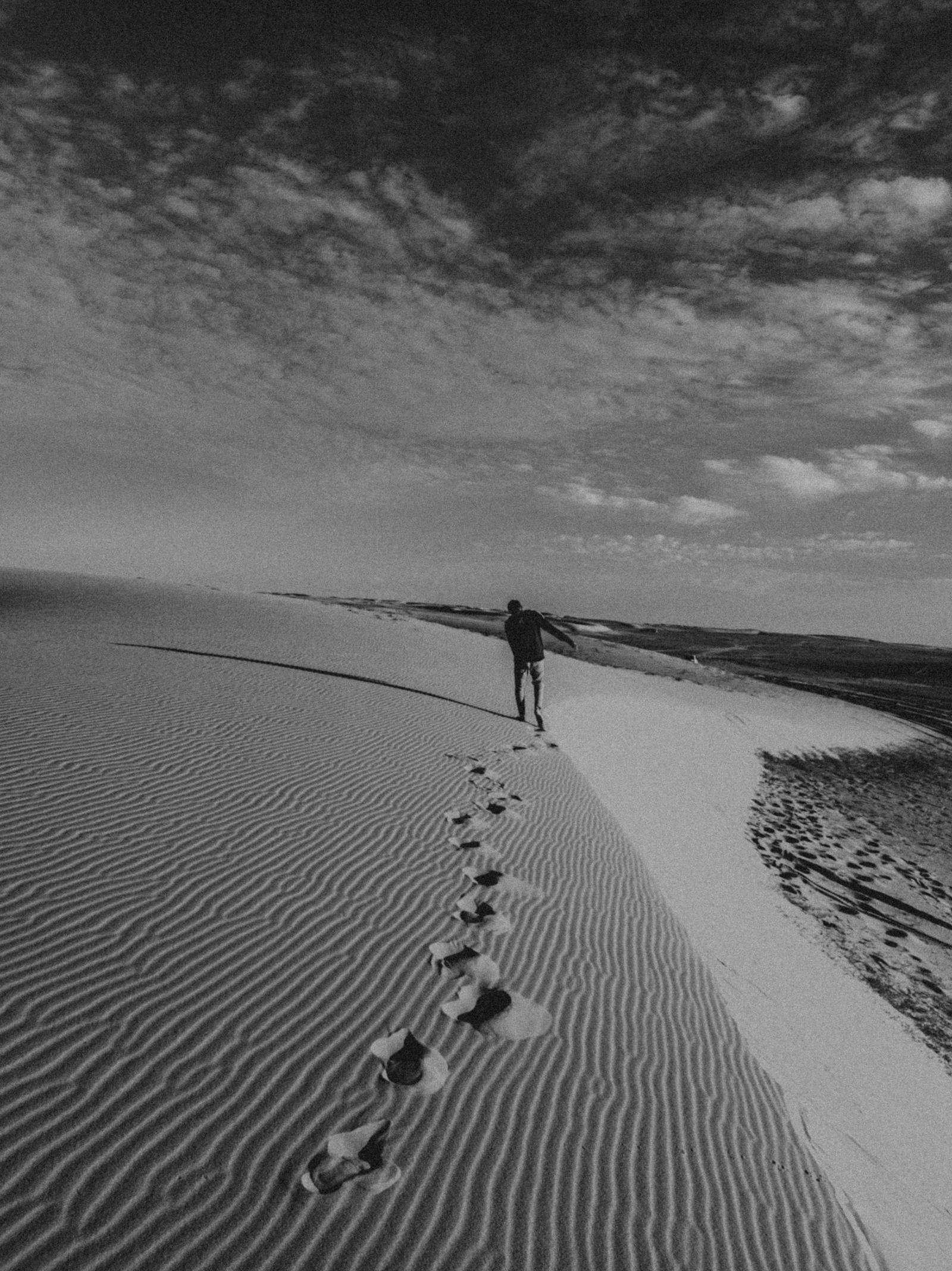 Following Footprints Photos, Download The BEST Free Following ...