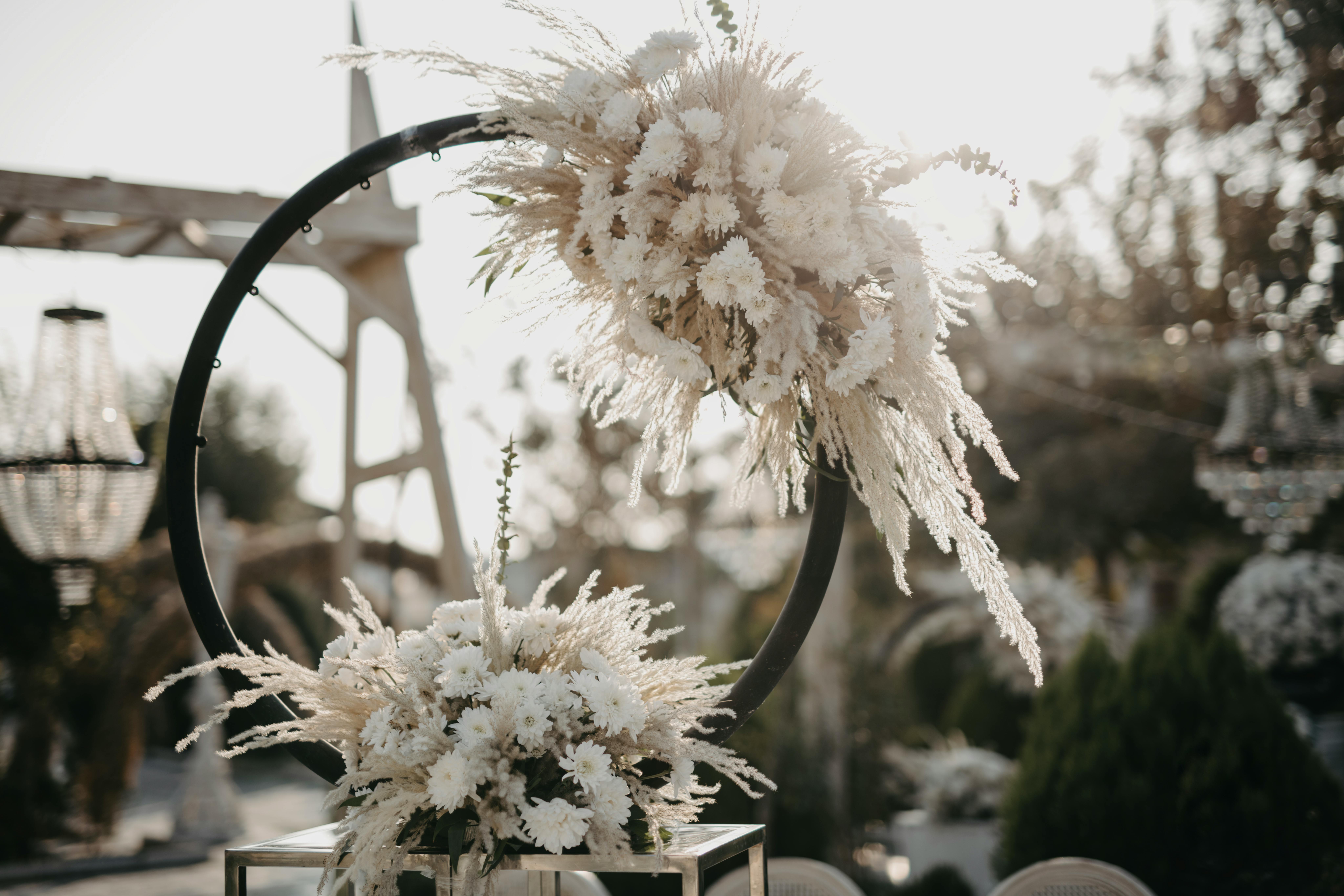 White Flowers Decoration for Wedding · Free Stock Photo