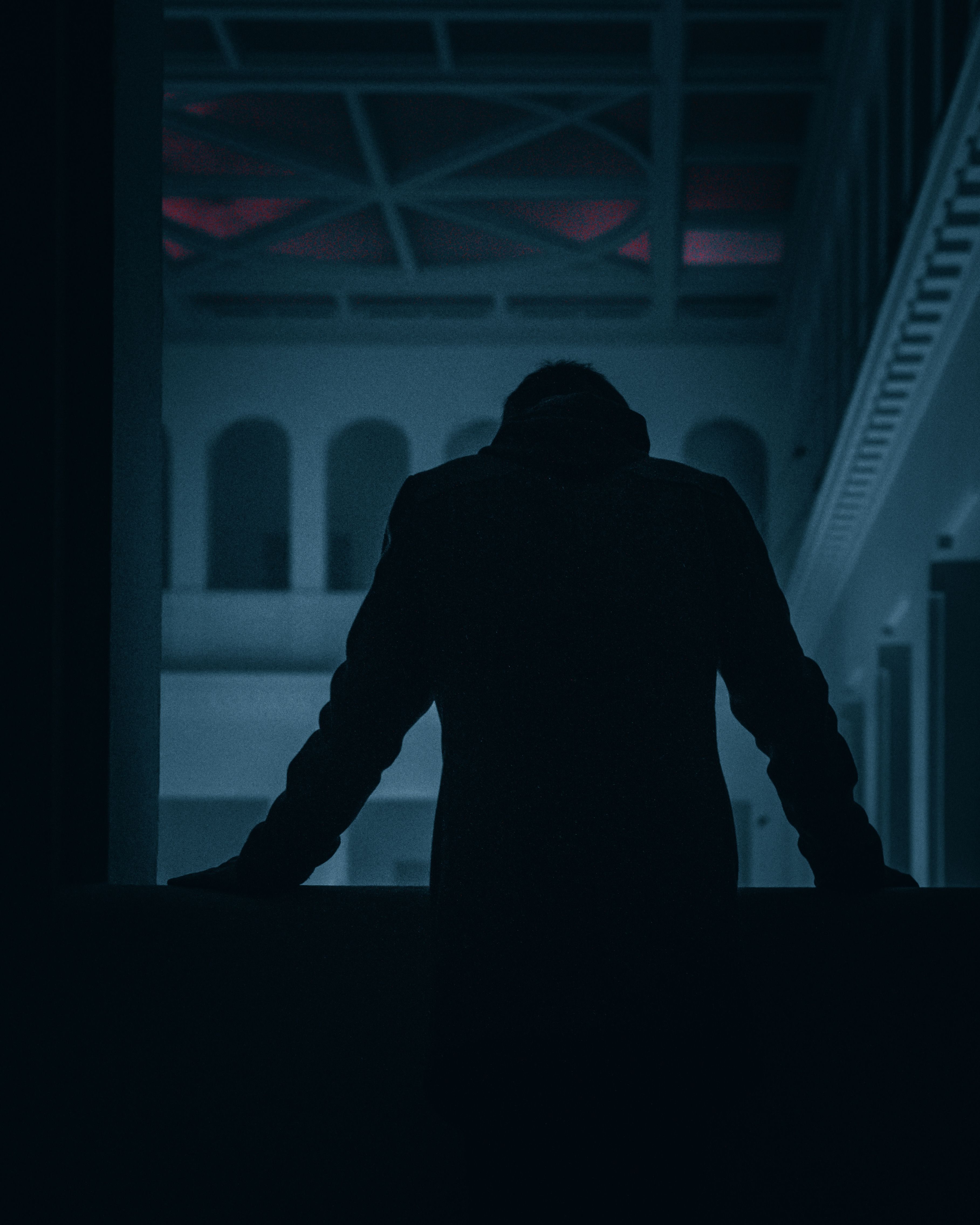 Silhouette of Man in Darkness · Free Stock Photo