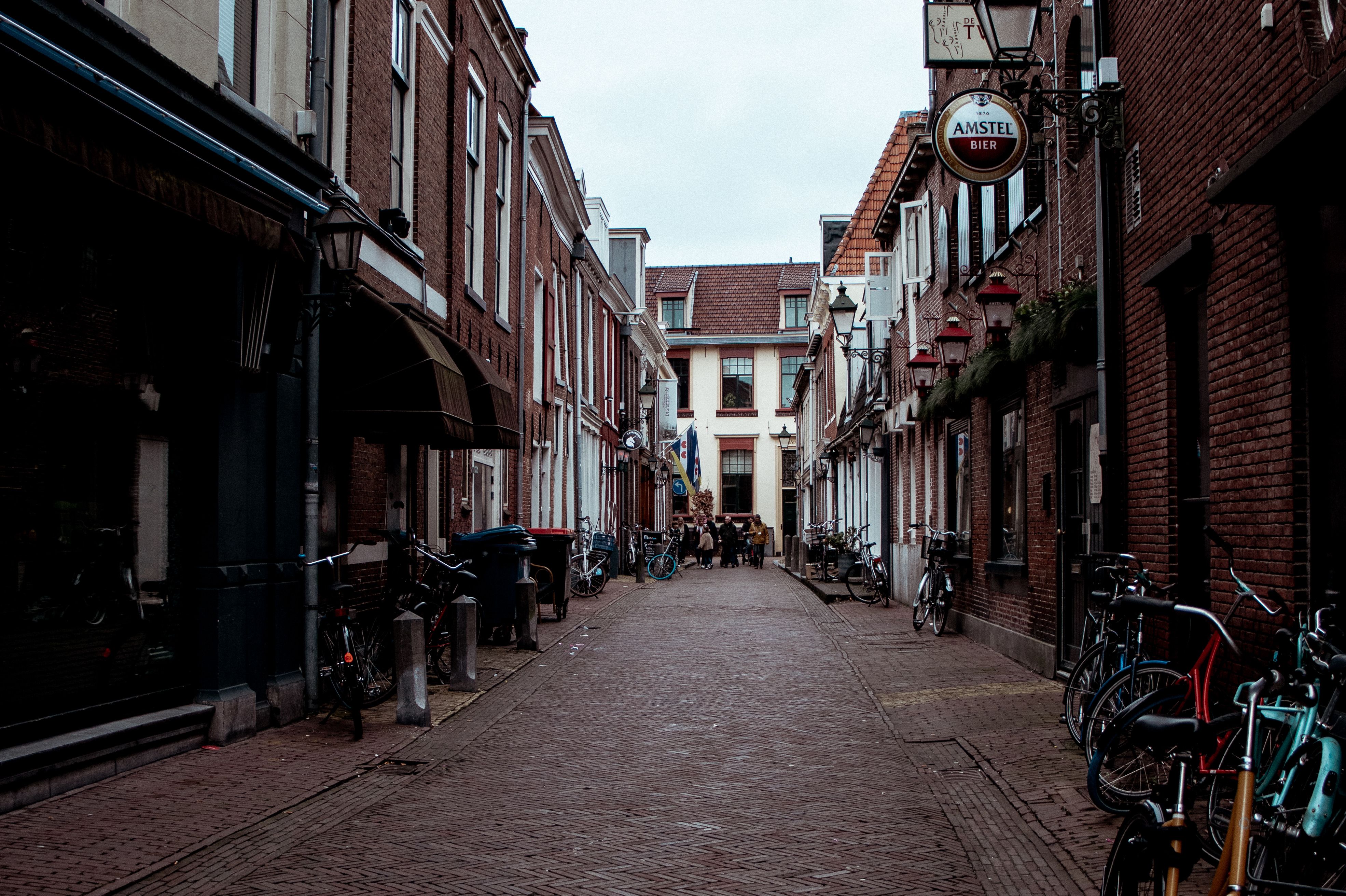 Street with Vintage Houses in Town in Netherlands · Free Stock Photo