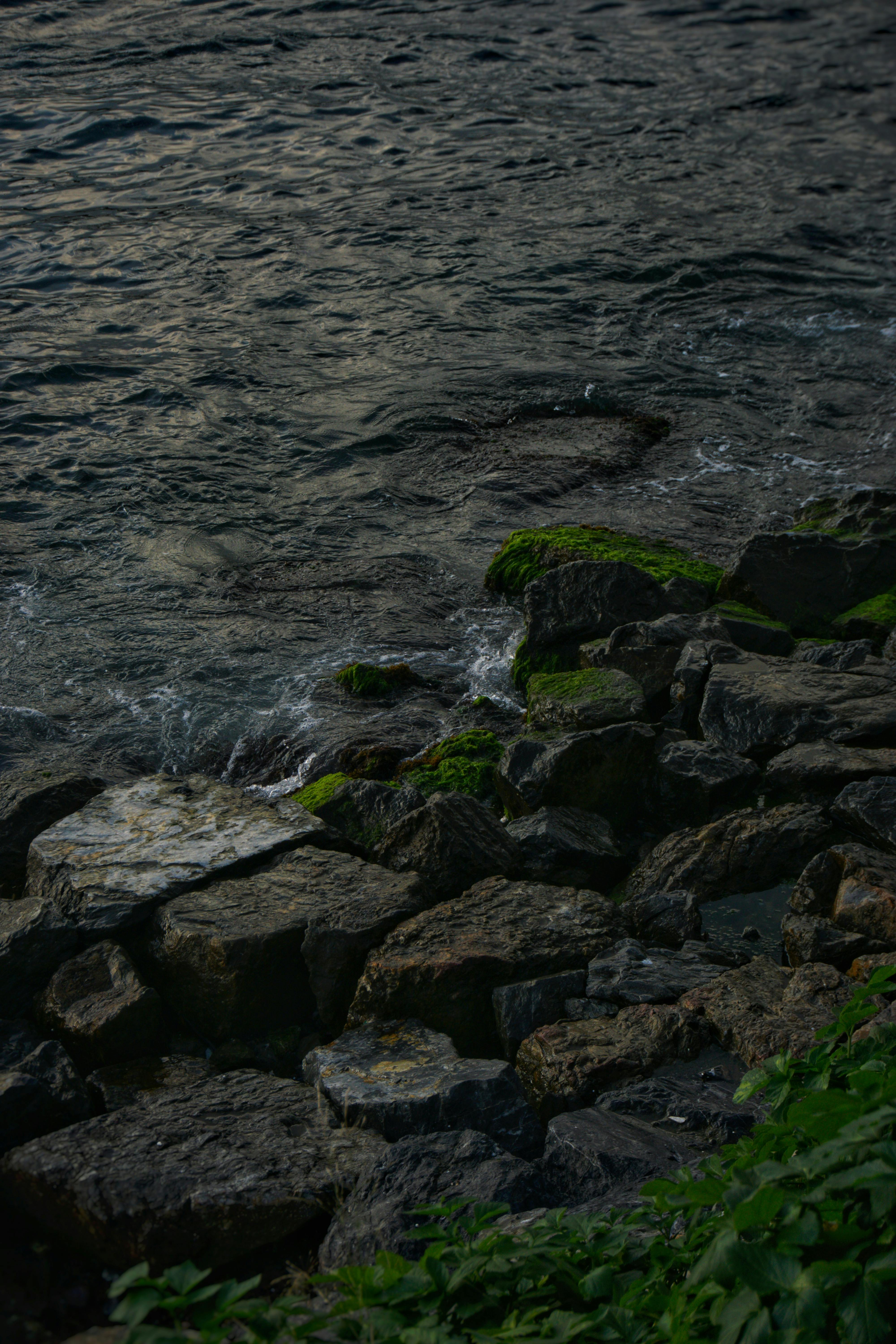 Gray Rock Formations · Free Stock Photo