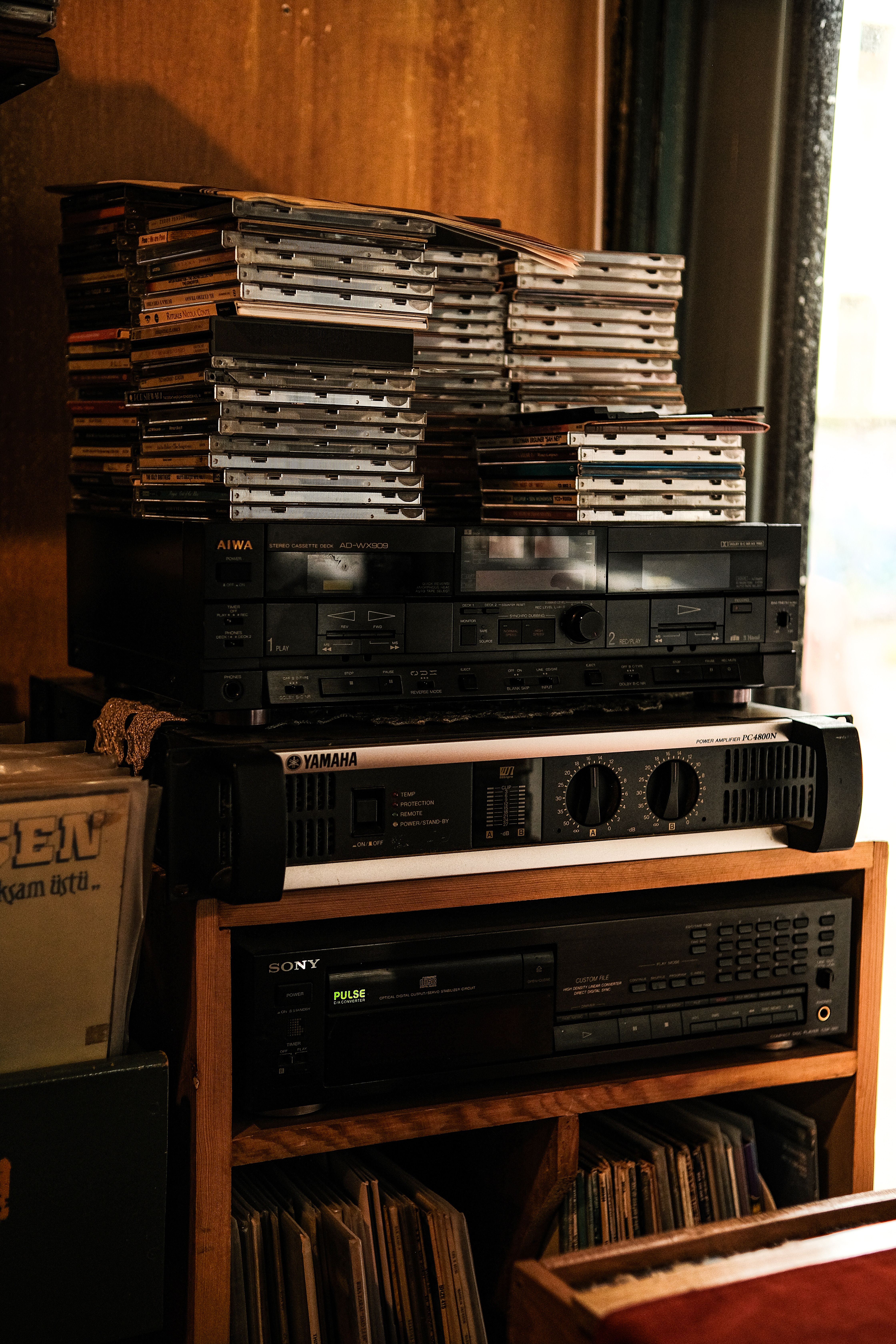 Cd Decks Photos, Download The BEST Free Cd Decks Stock Photos & HD Images