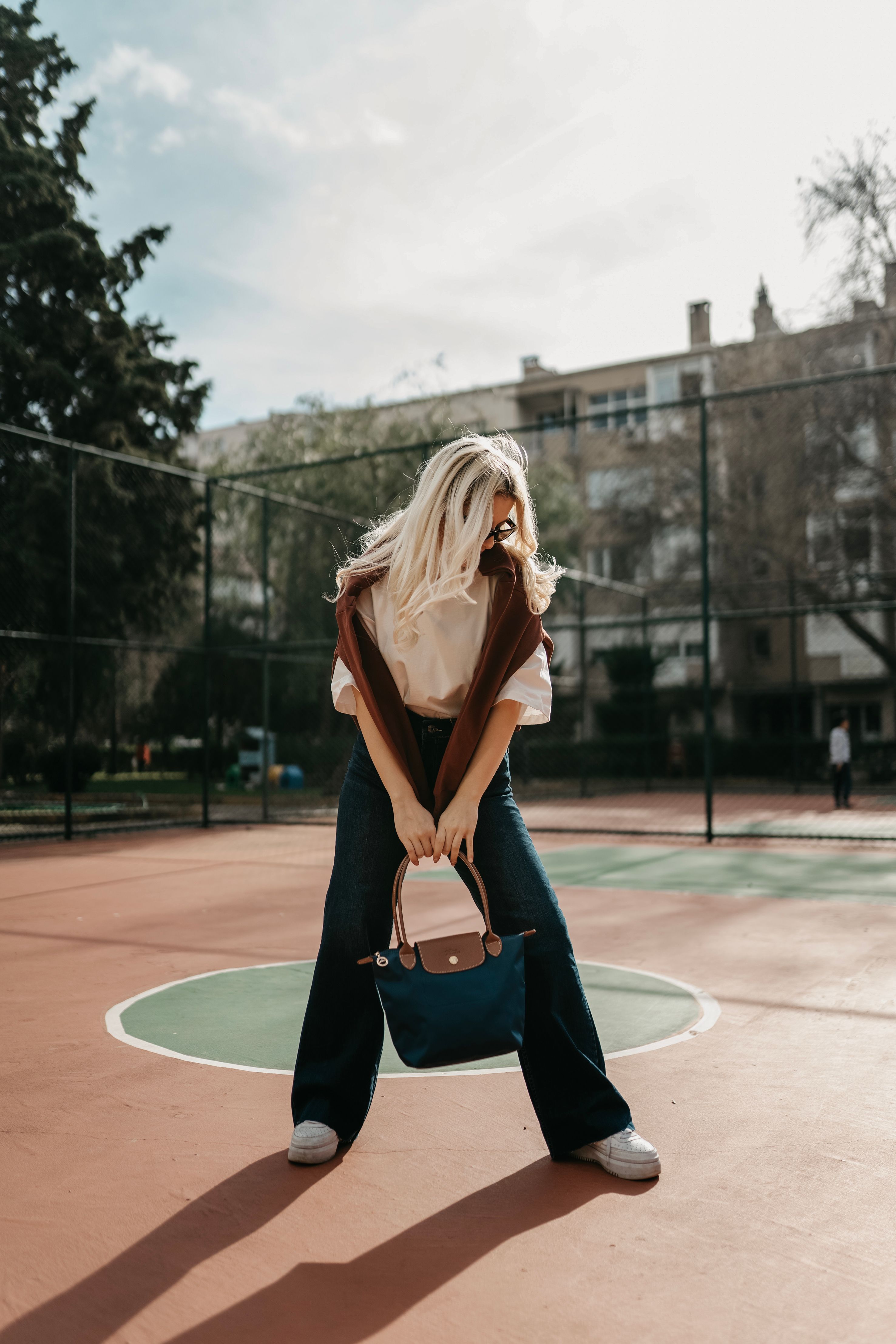 Women With Handbag Photos, Download The BEST Free Women With Handbag ...