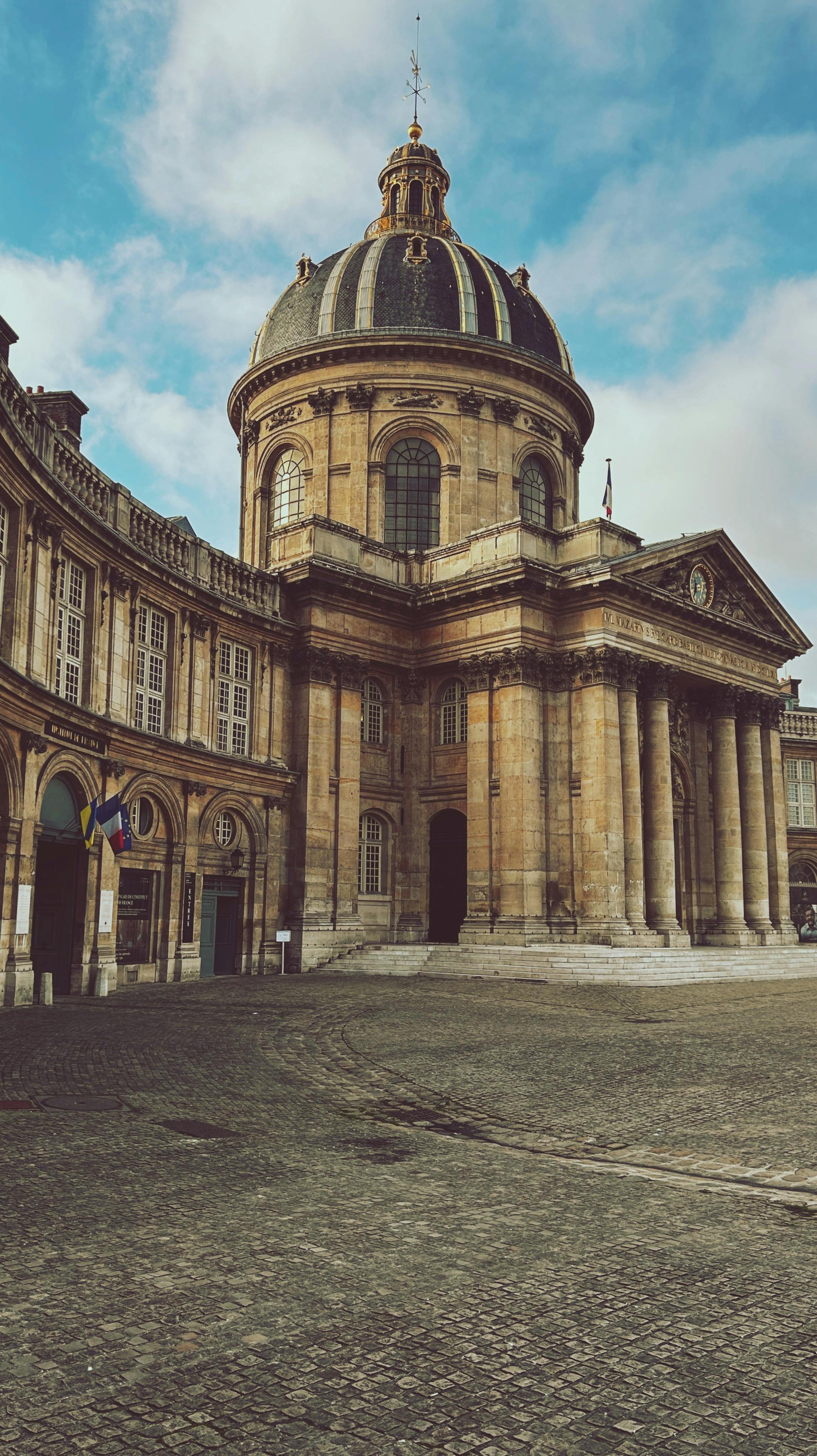 Parisian Building Photos, Download The BEST Free Parisian Building ...