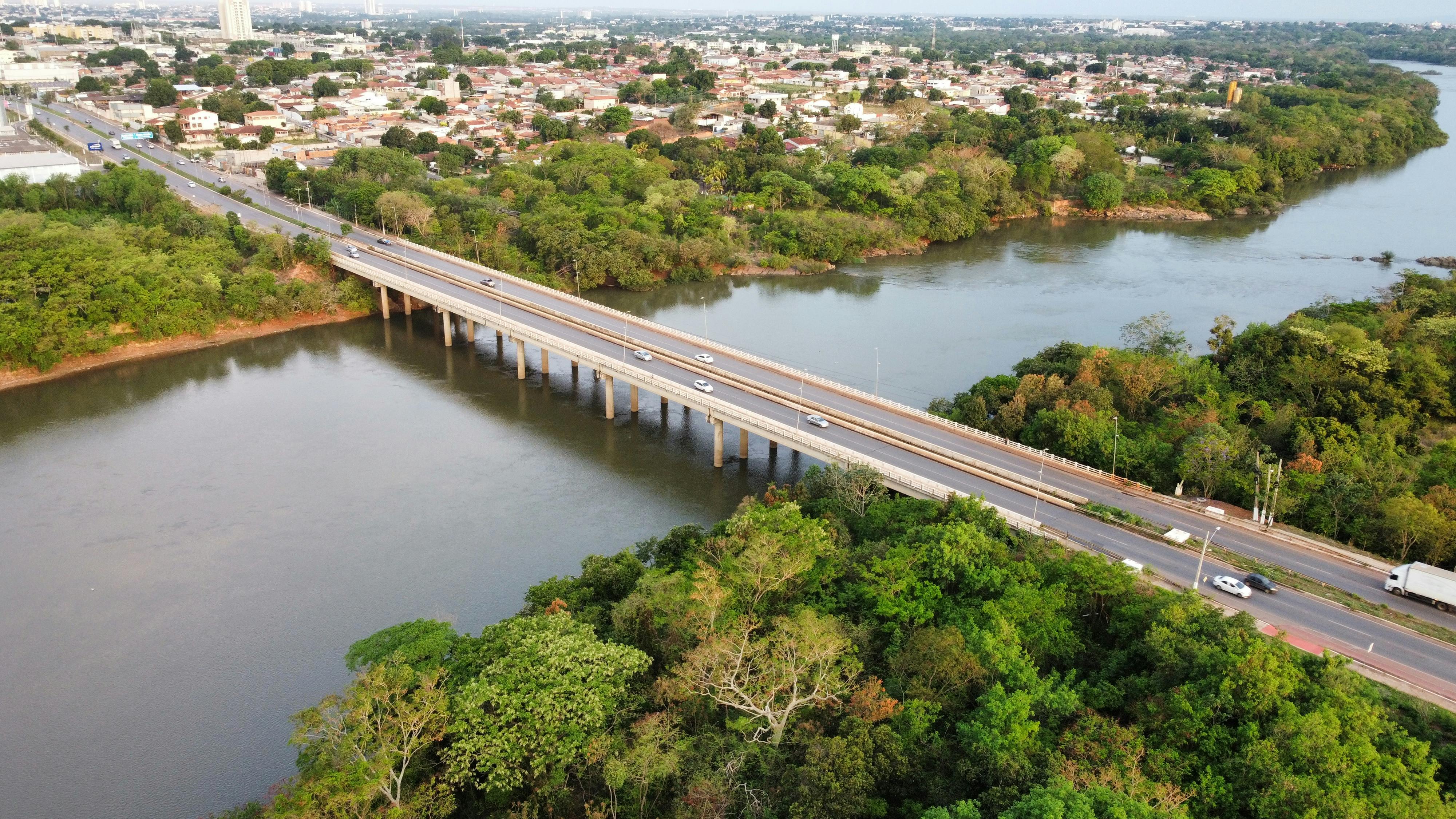 Aerial Photography of Gray Bridge over Body of Water · Free Stock Photo