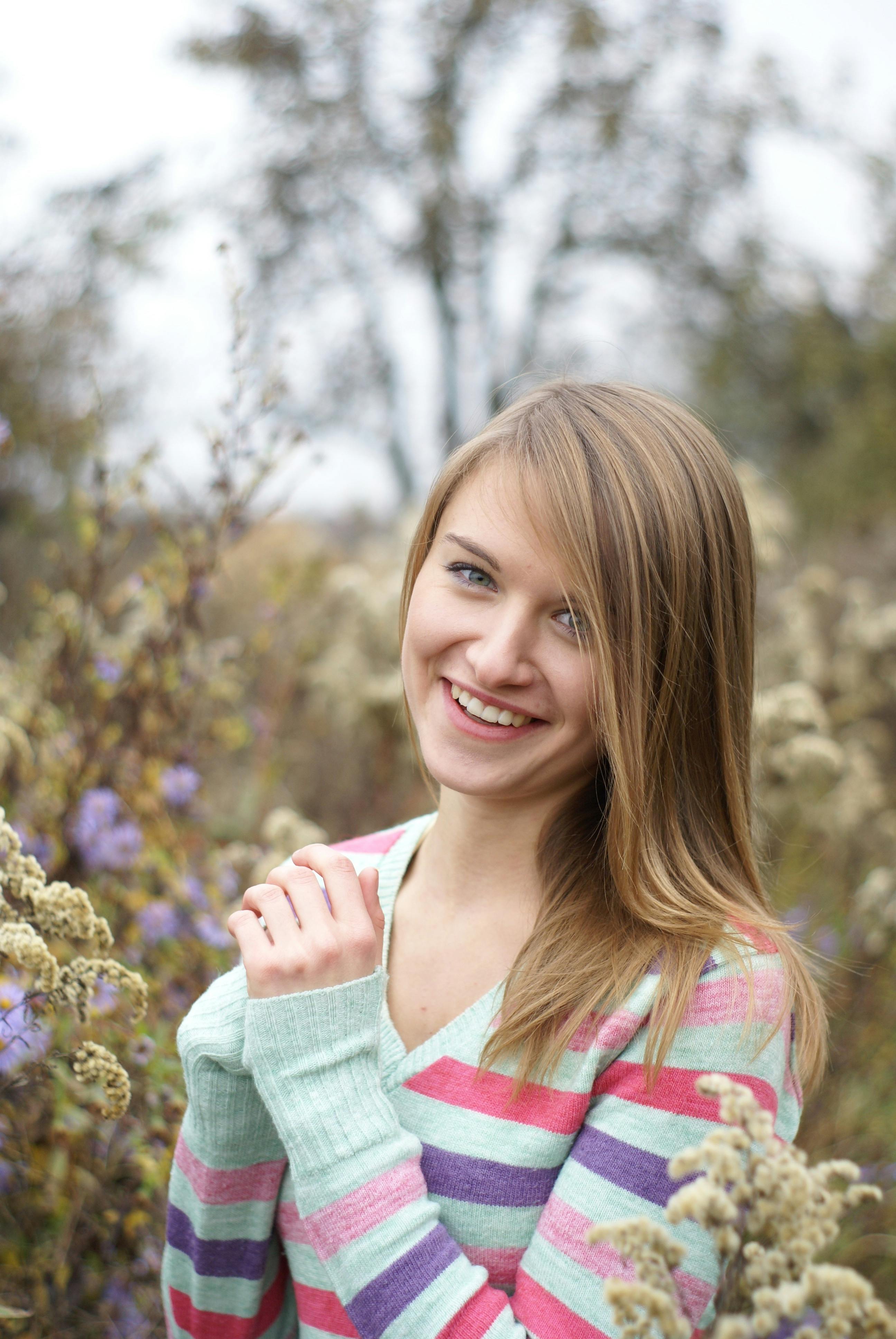 Wallpeper Smail Photos, Download The BEST Free Wallpeper Smail Stock ...