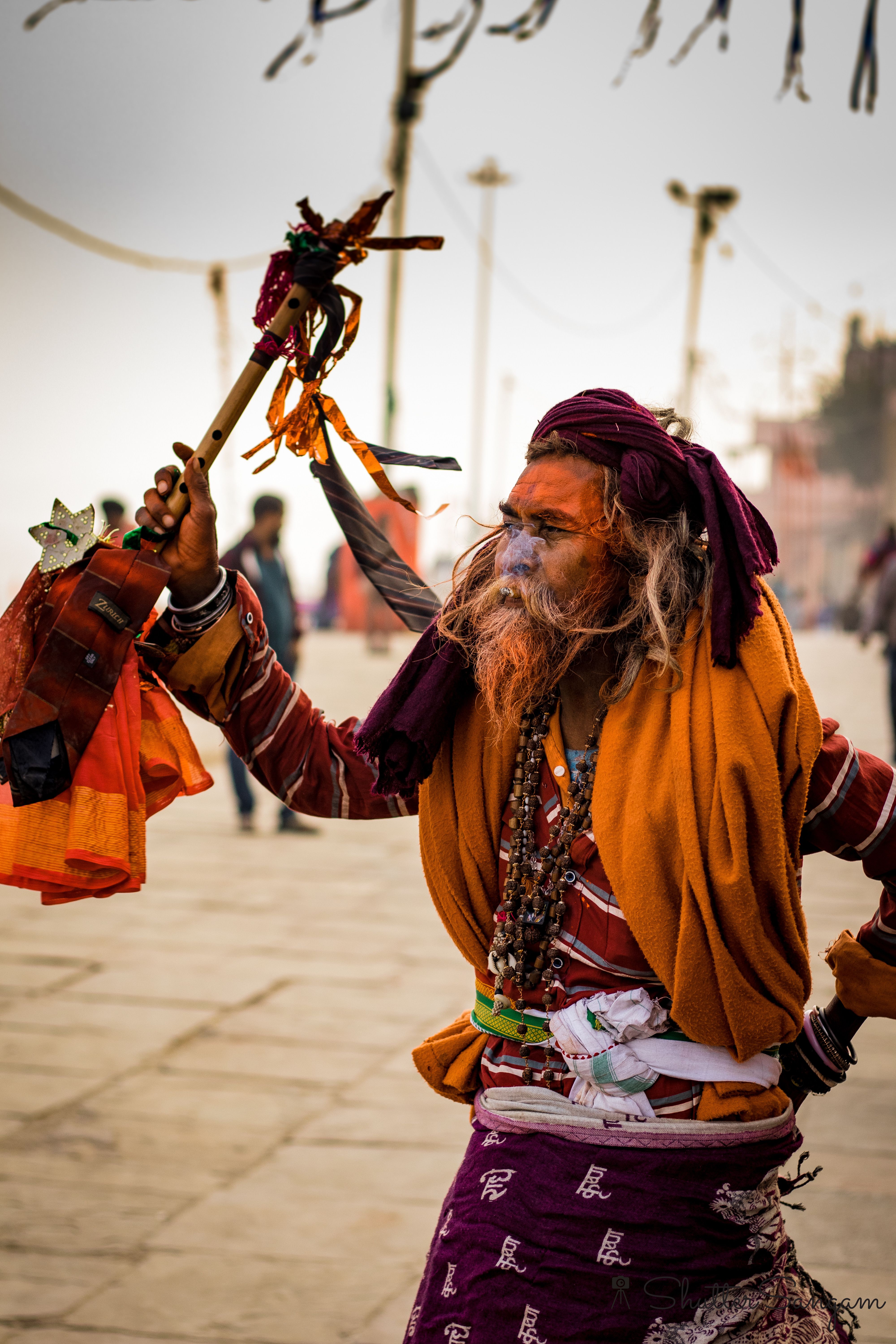 Aghori Sadhu Meditating at Varanasi Ghat · Free Stock Photo