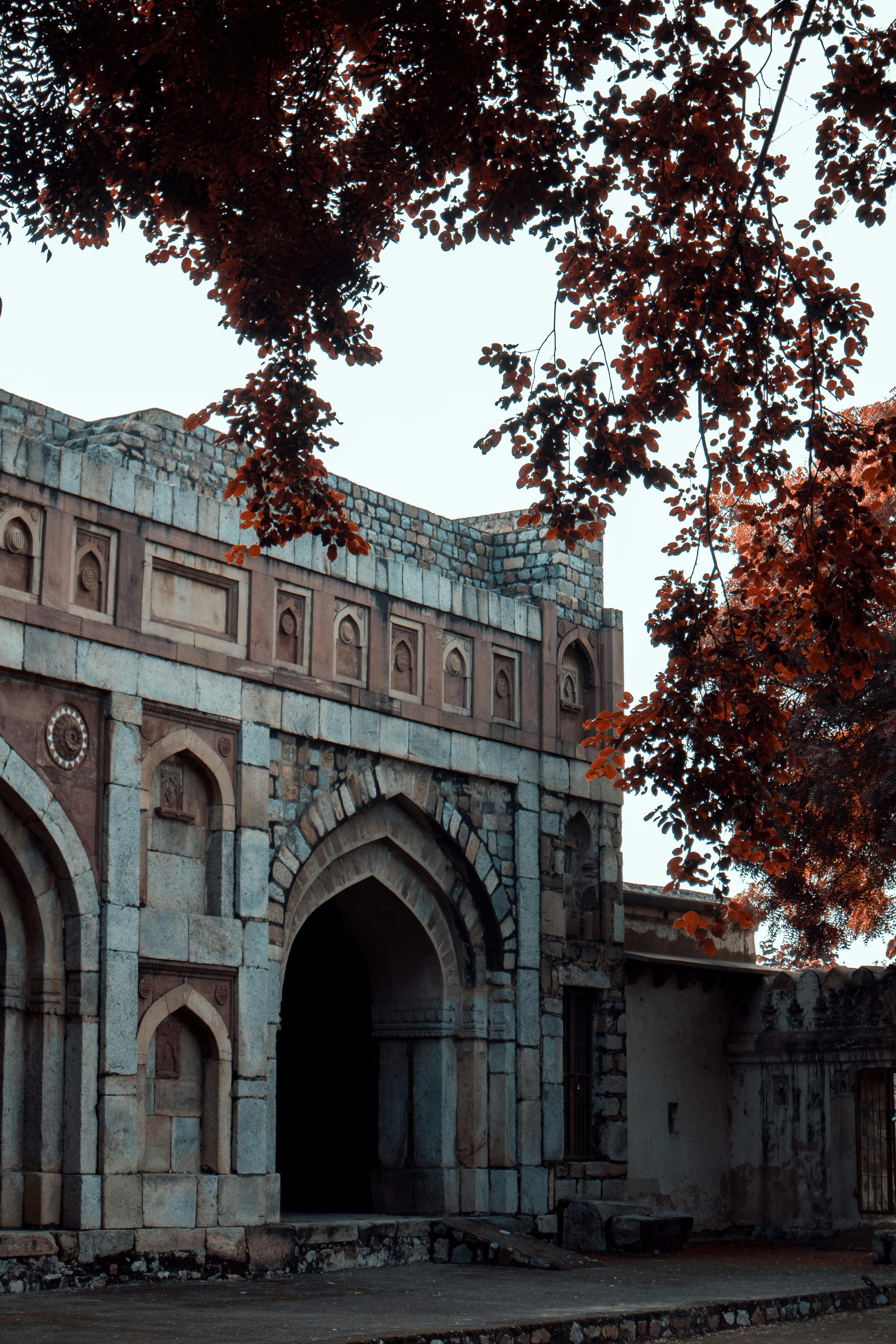 Jamali Kamali Mosque and Tomb, Mehrauli, Delhi, India · Free Stock Photo