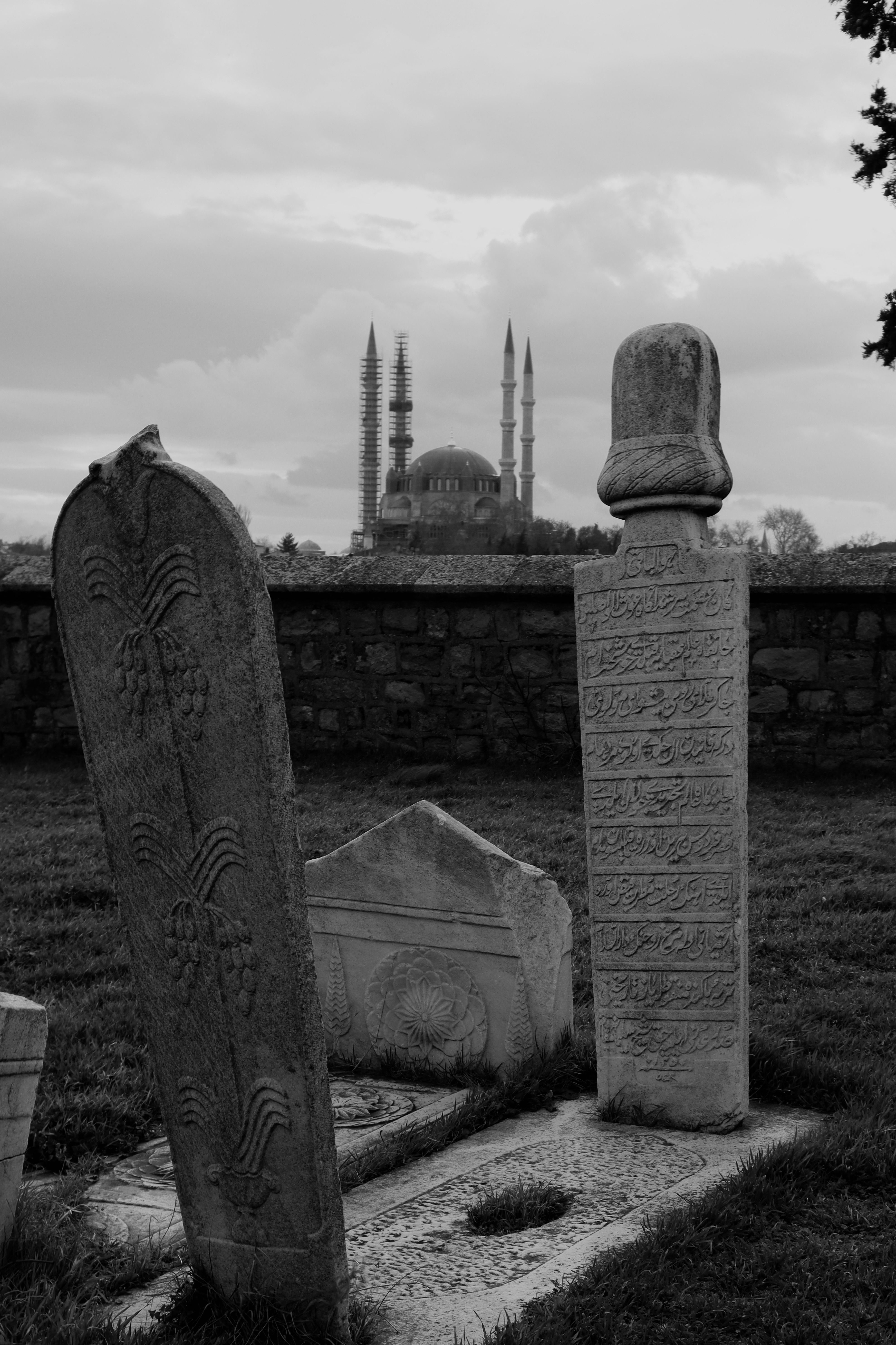 Muslim Graveyard Photos, Download The BEST Free Muslim Graveyard Stock ...