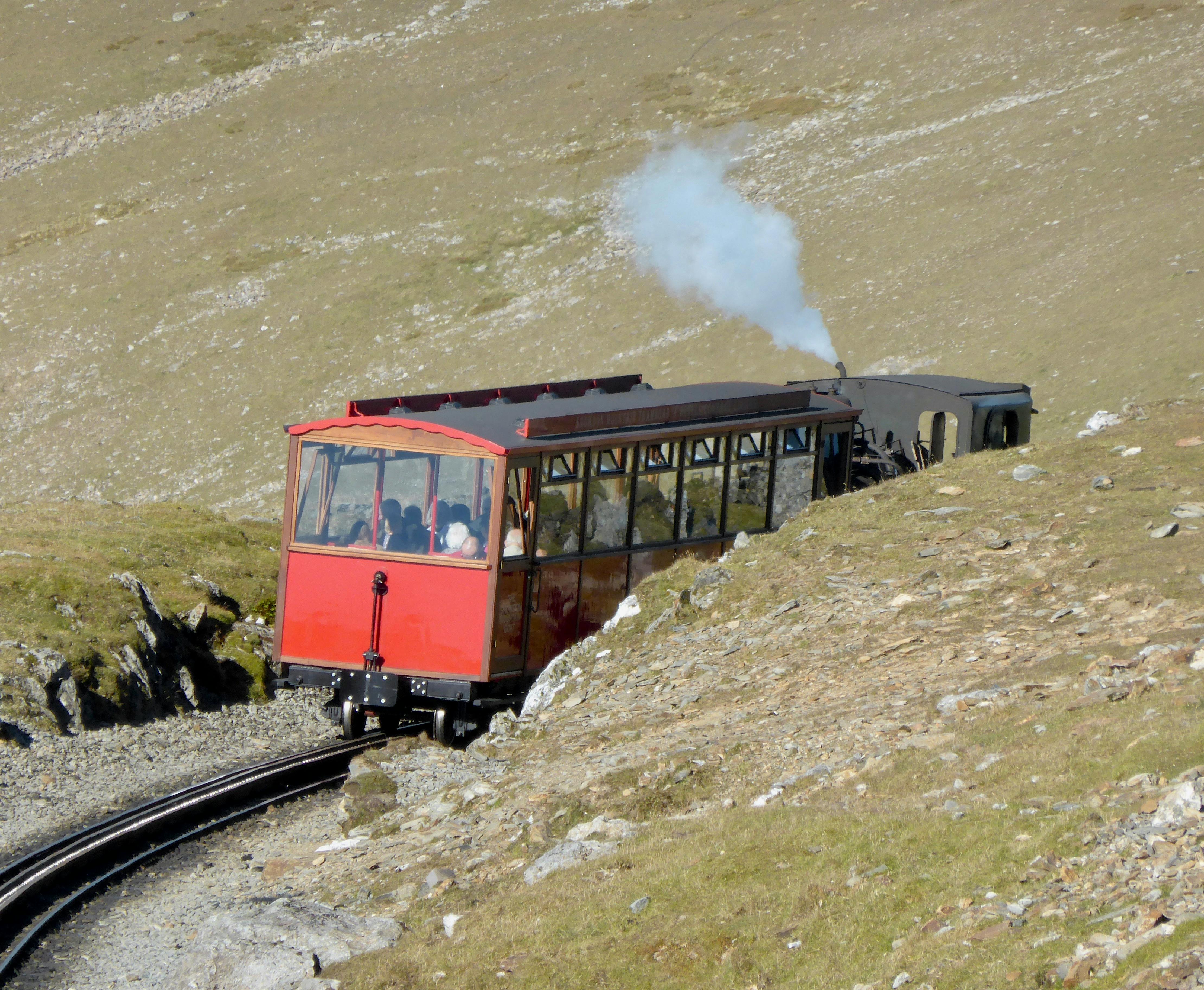 Malcolm Hill - 사진