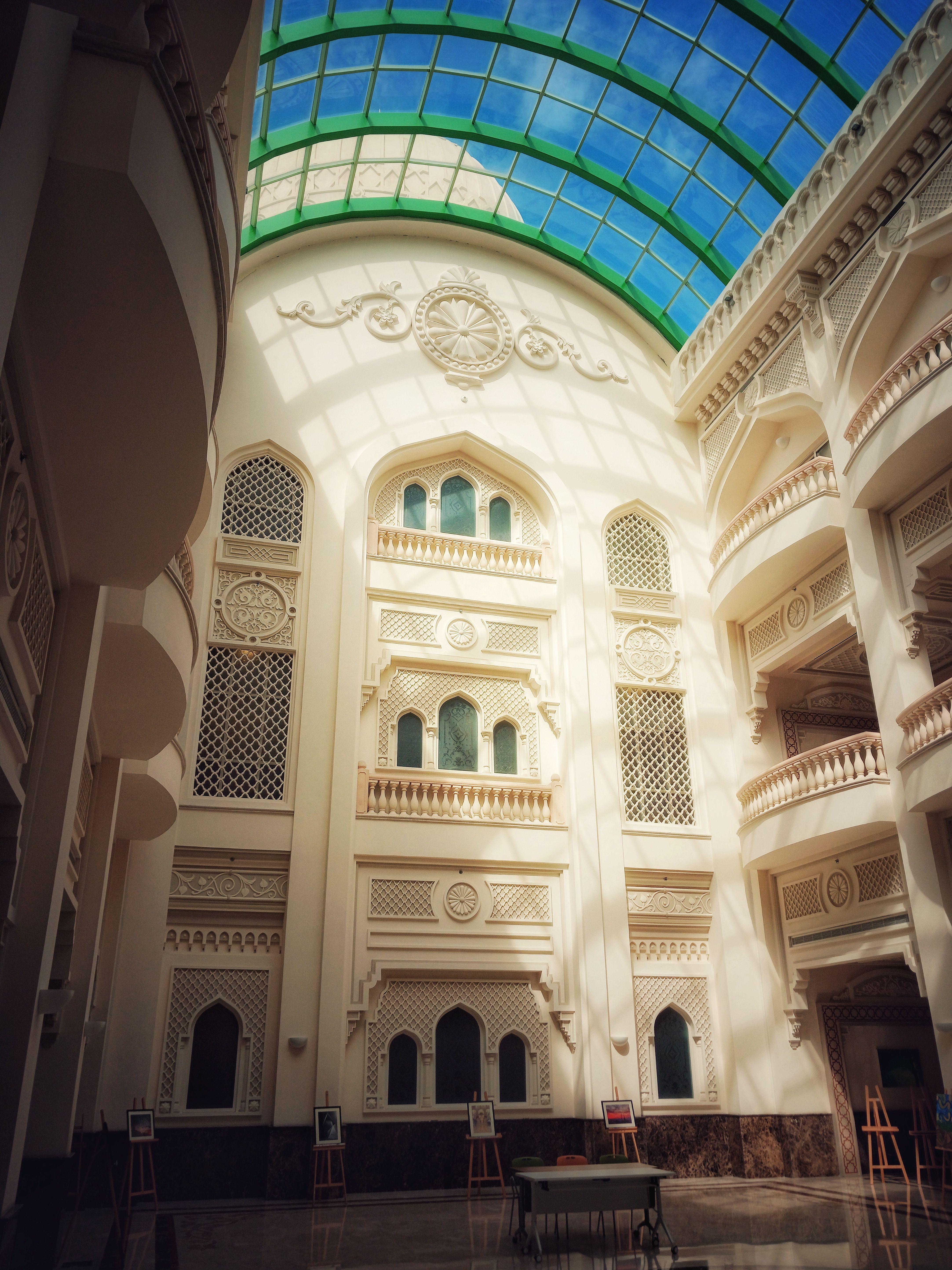 Room in Al Qasima University in Sharjah · Free Stock Photo