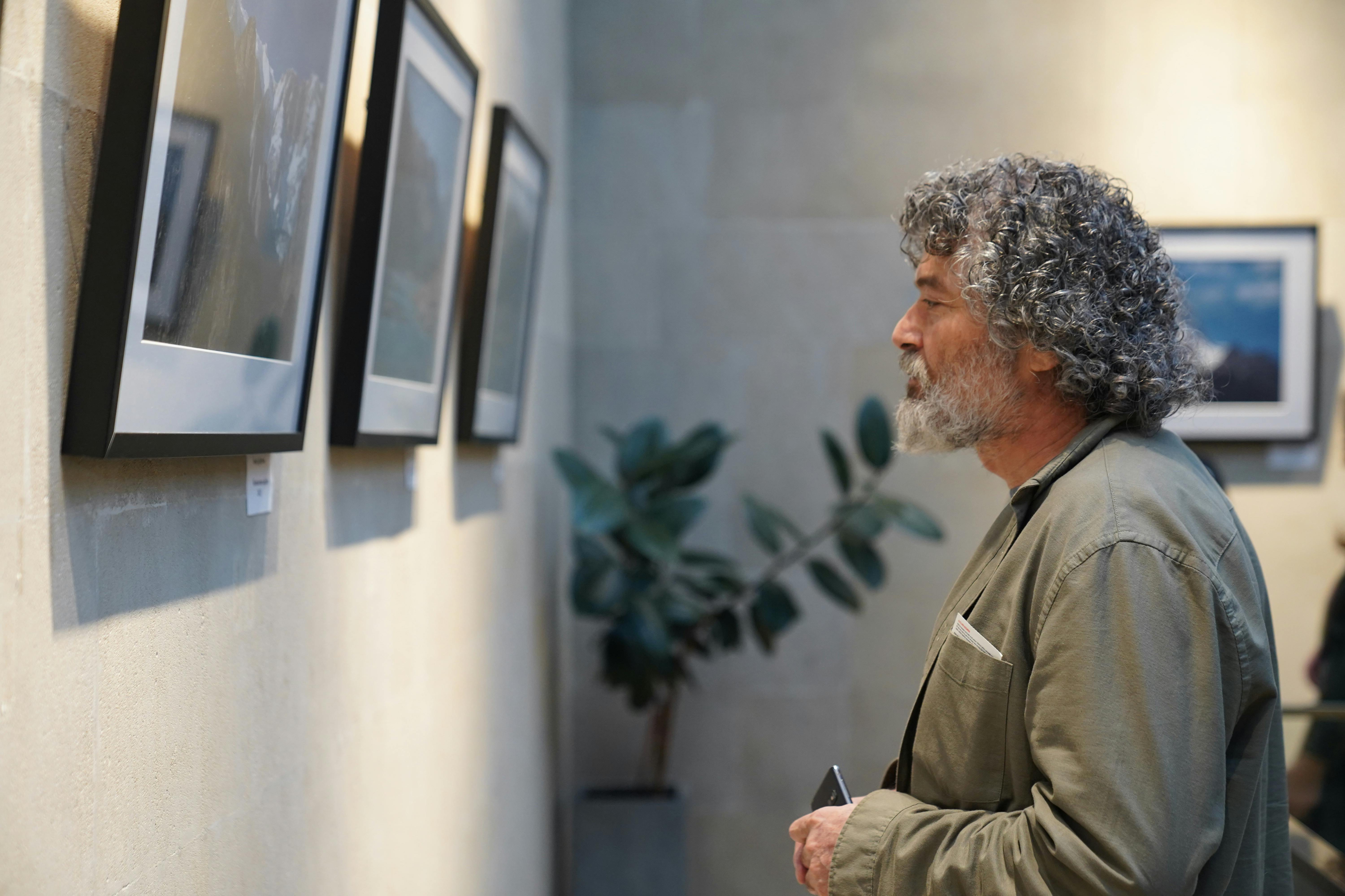 Visitor Photos, Download The BEST Free Visitor Stock Photos & HD Images