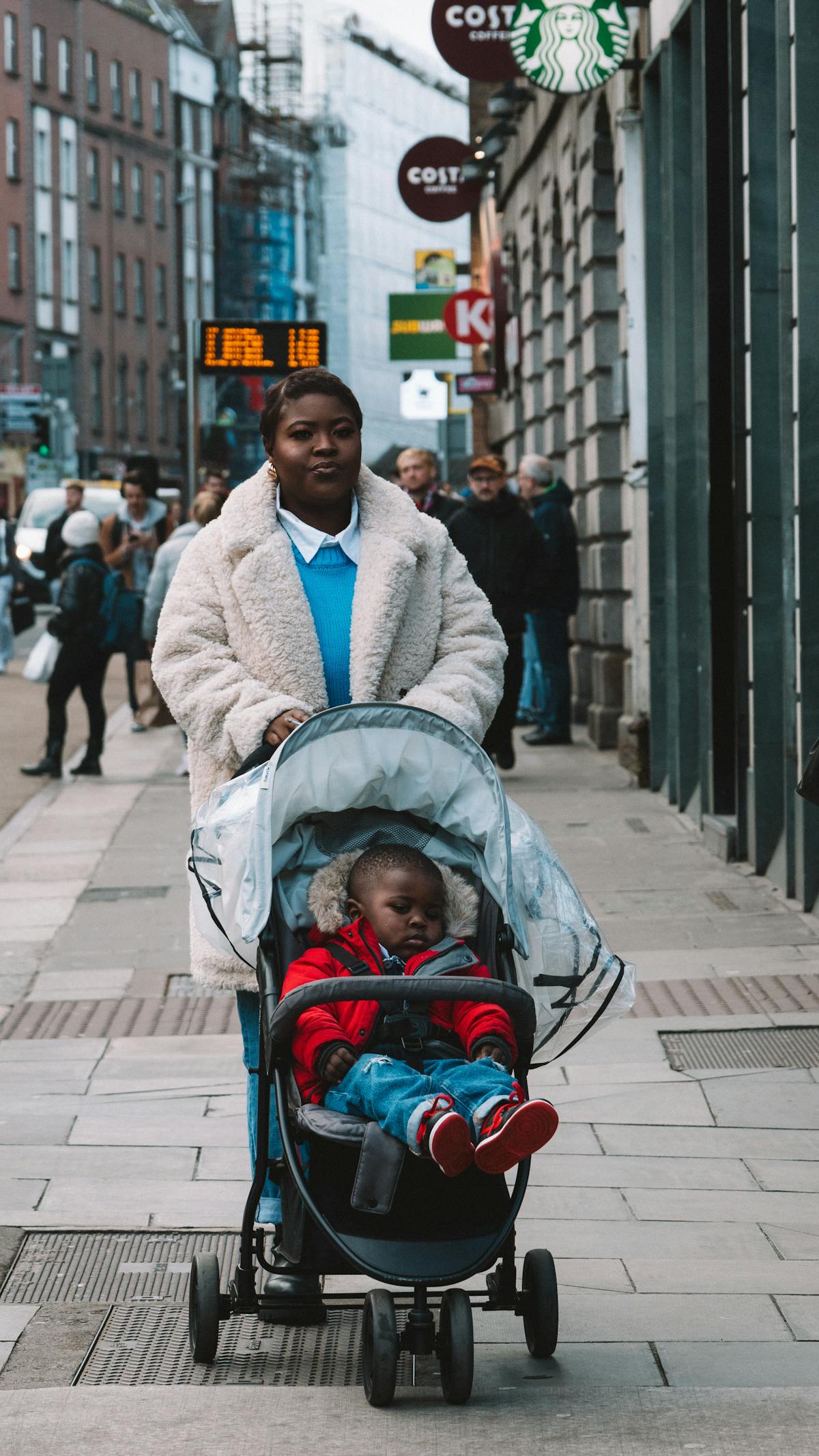 Mum With Kids Photos, Download The BEST Free Mum With Kids Stock Photos ...