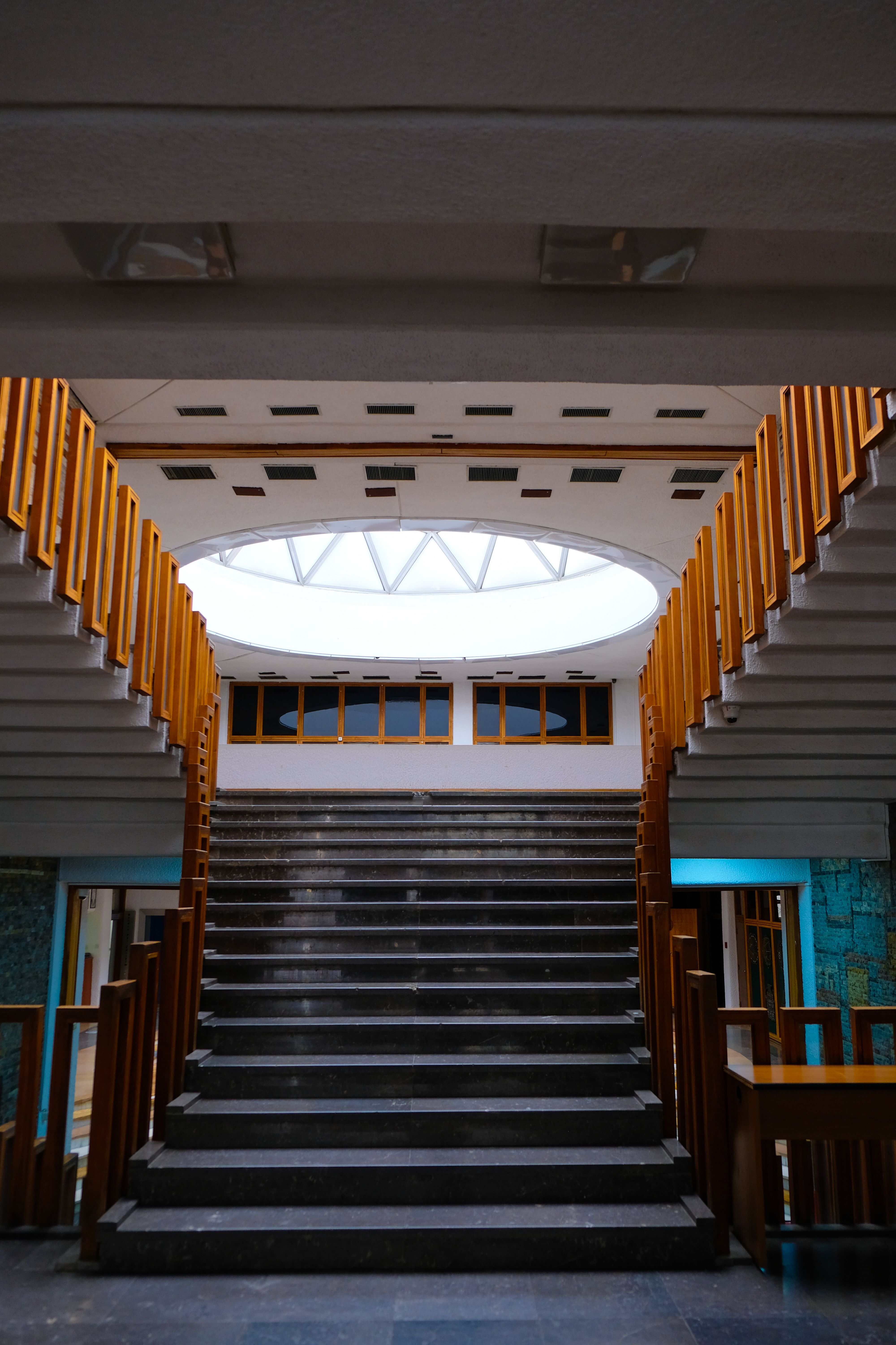 Stairs in National Library in Pristina · Free Stock Photo