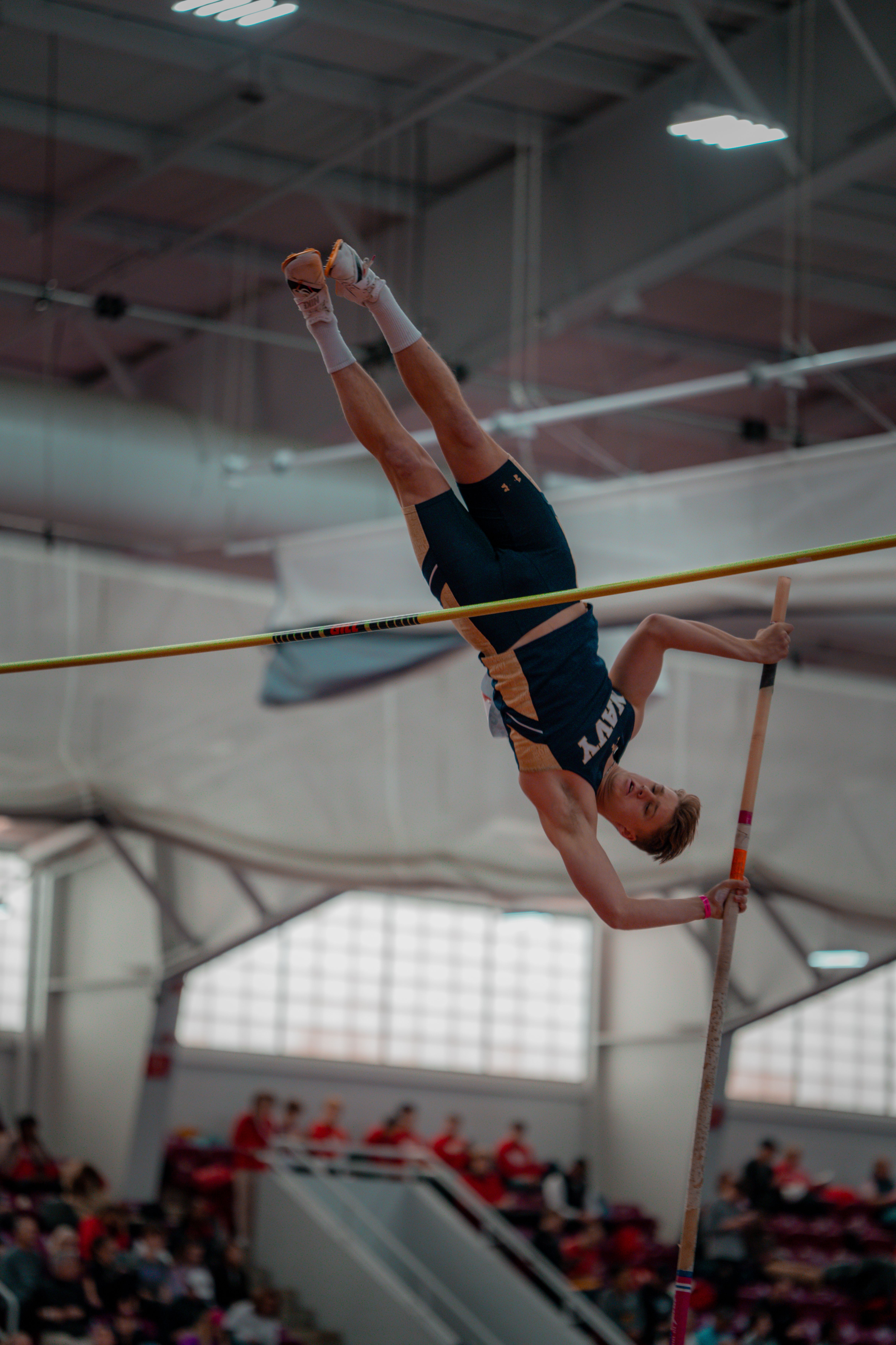 Mid Pole Vault Attempt · Free Stock Photo