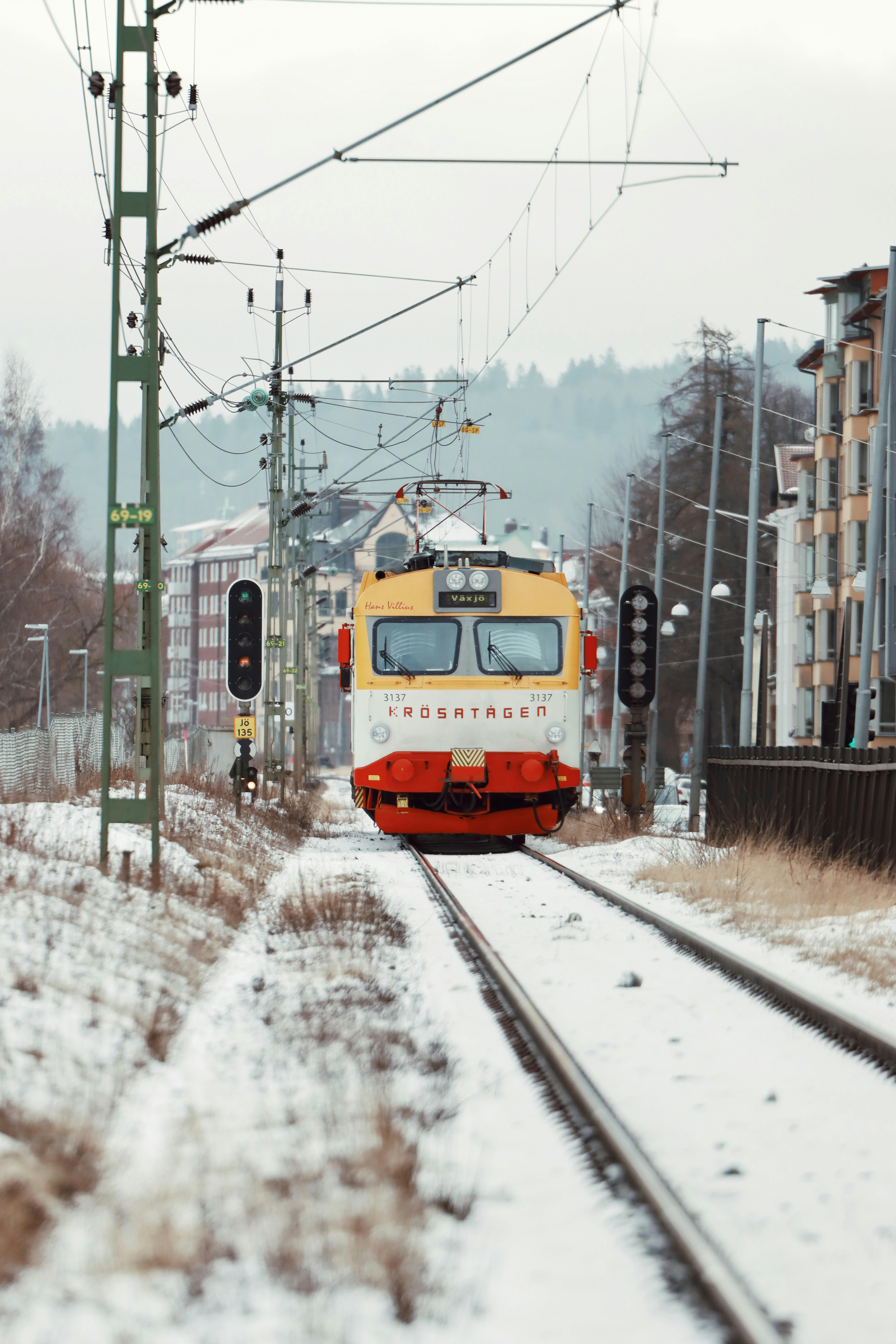 train · Free Stock Photo