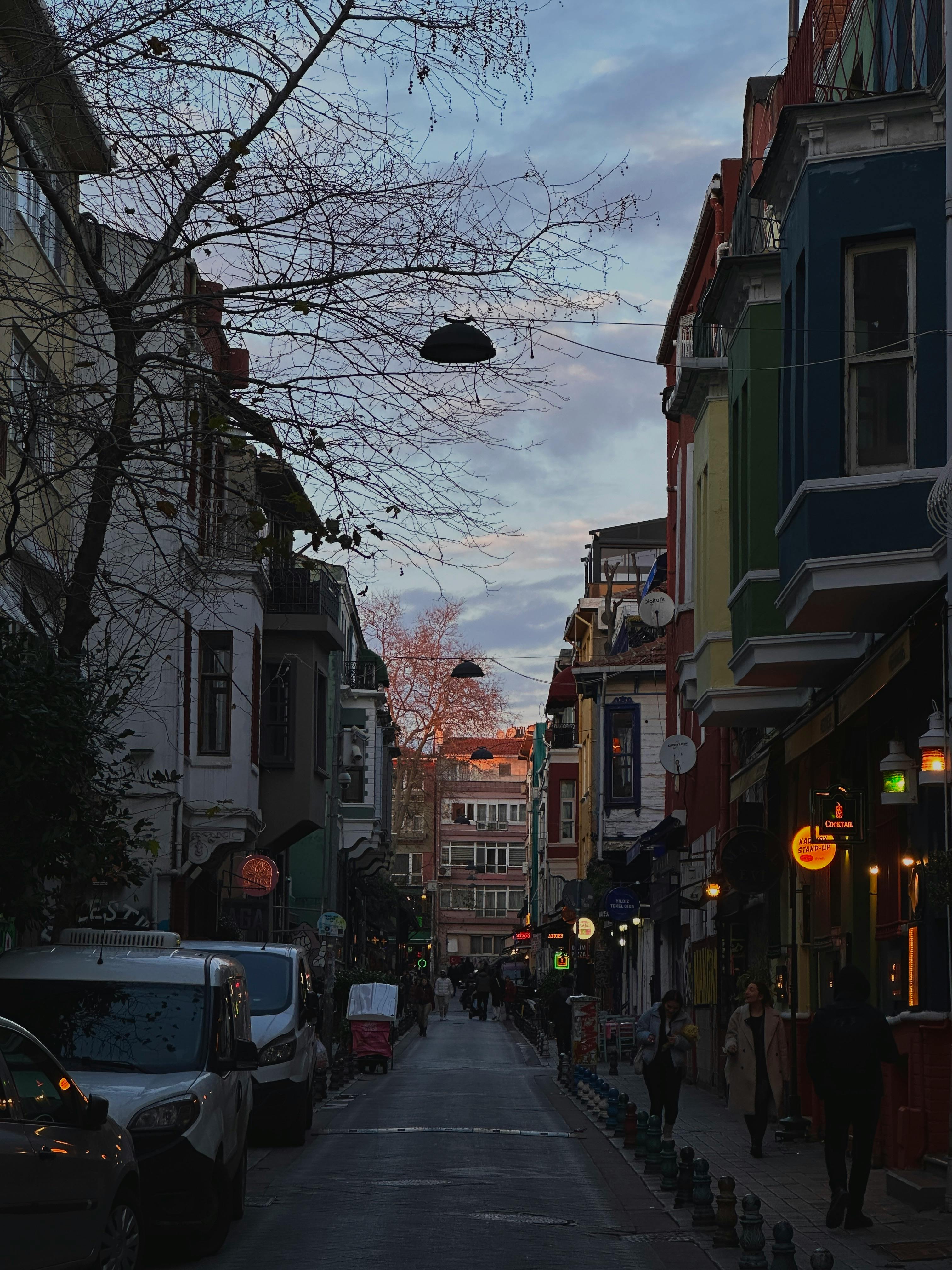 Narrow Alley in Istanbul During Sunset · Free Stock Photo