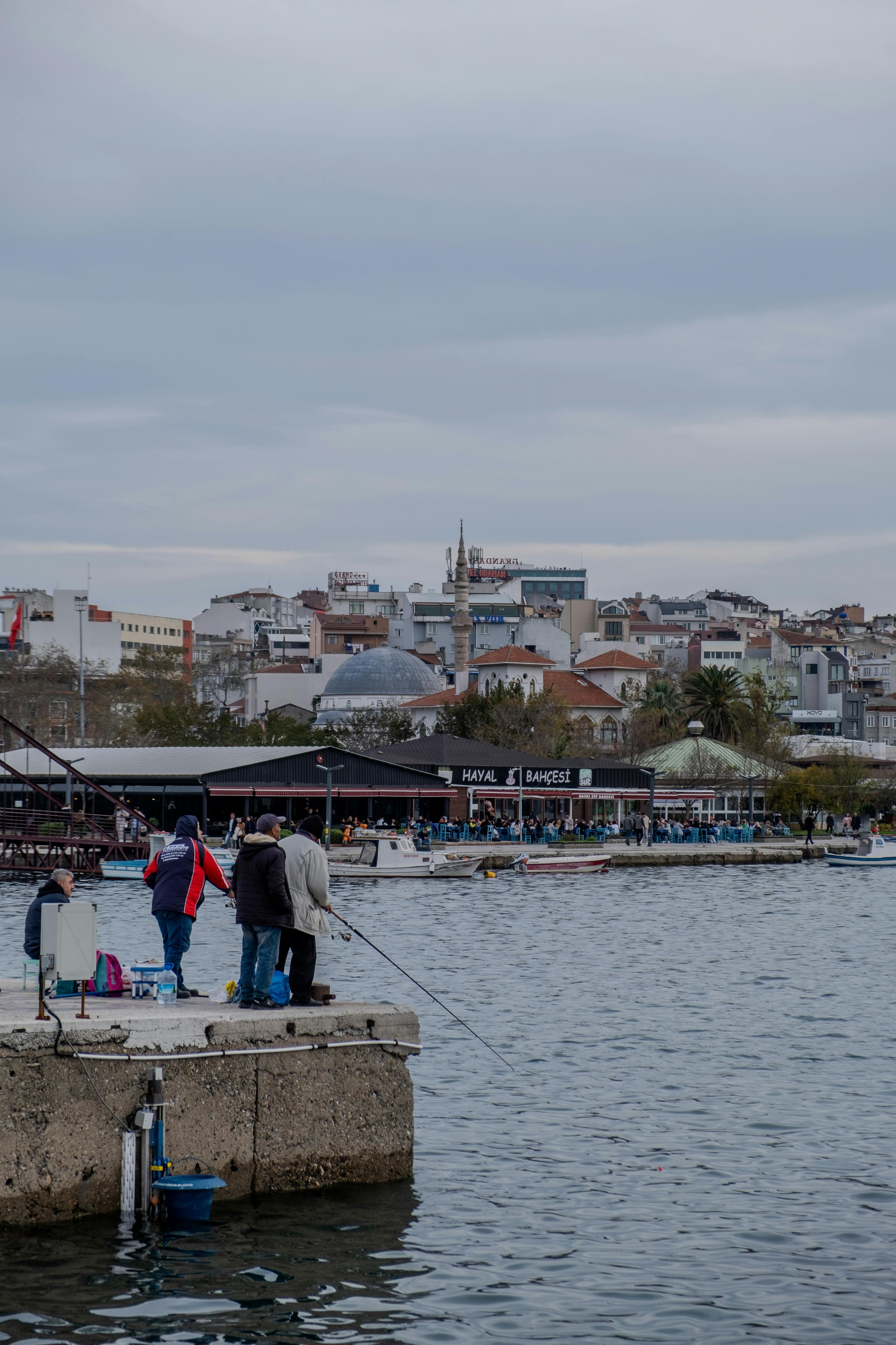 Random People Photos, Download The BEST Free Random People Stock Photos ...