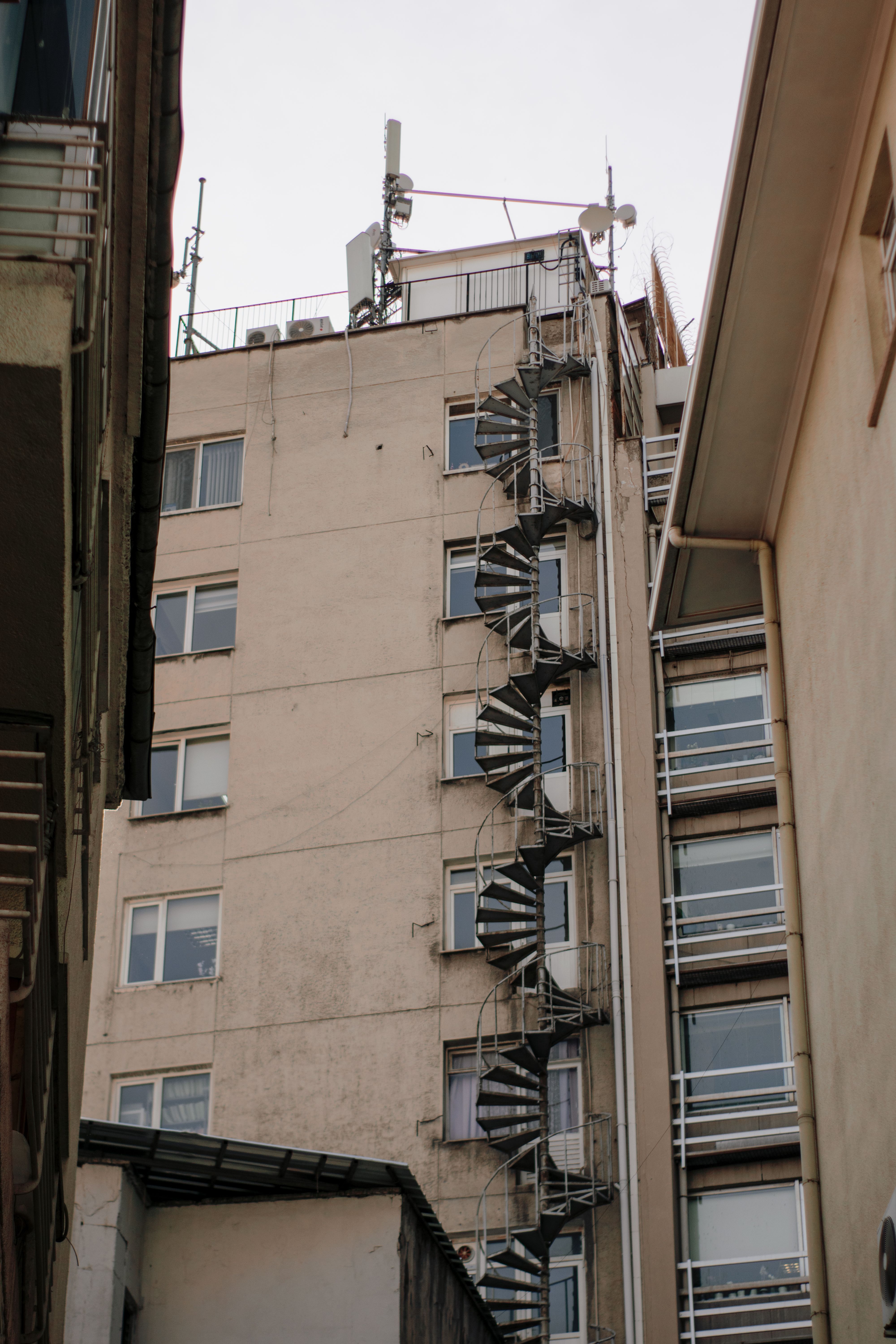 Police At Apartment Photos, Download The BEST Free Police At Apartment ...