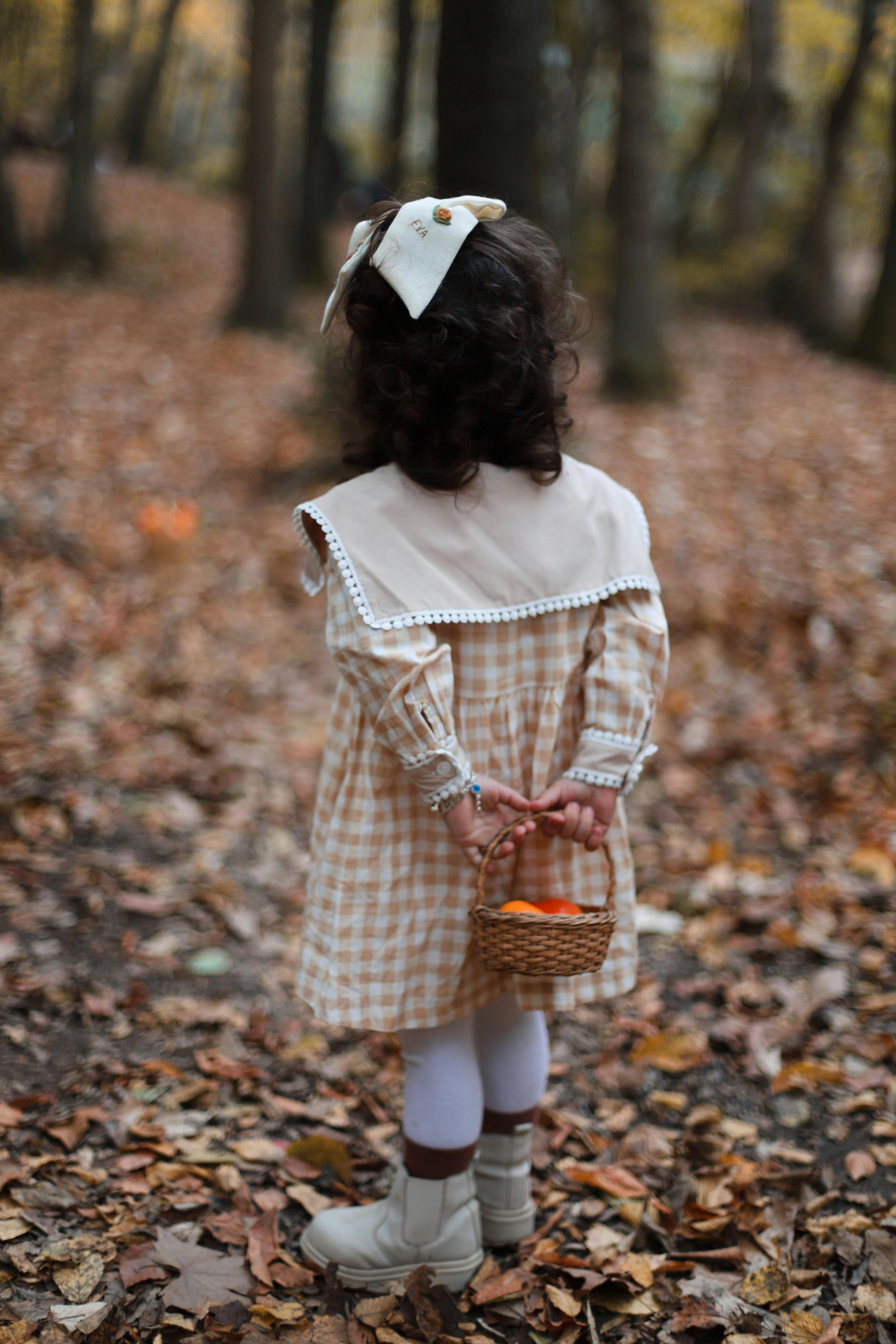 Girl From Back In Woods Photos, Download The BEST Free Girl From Back ...