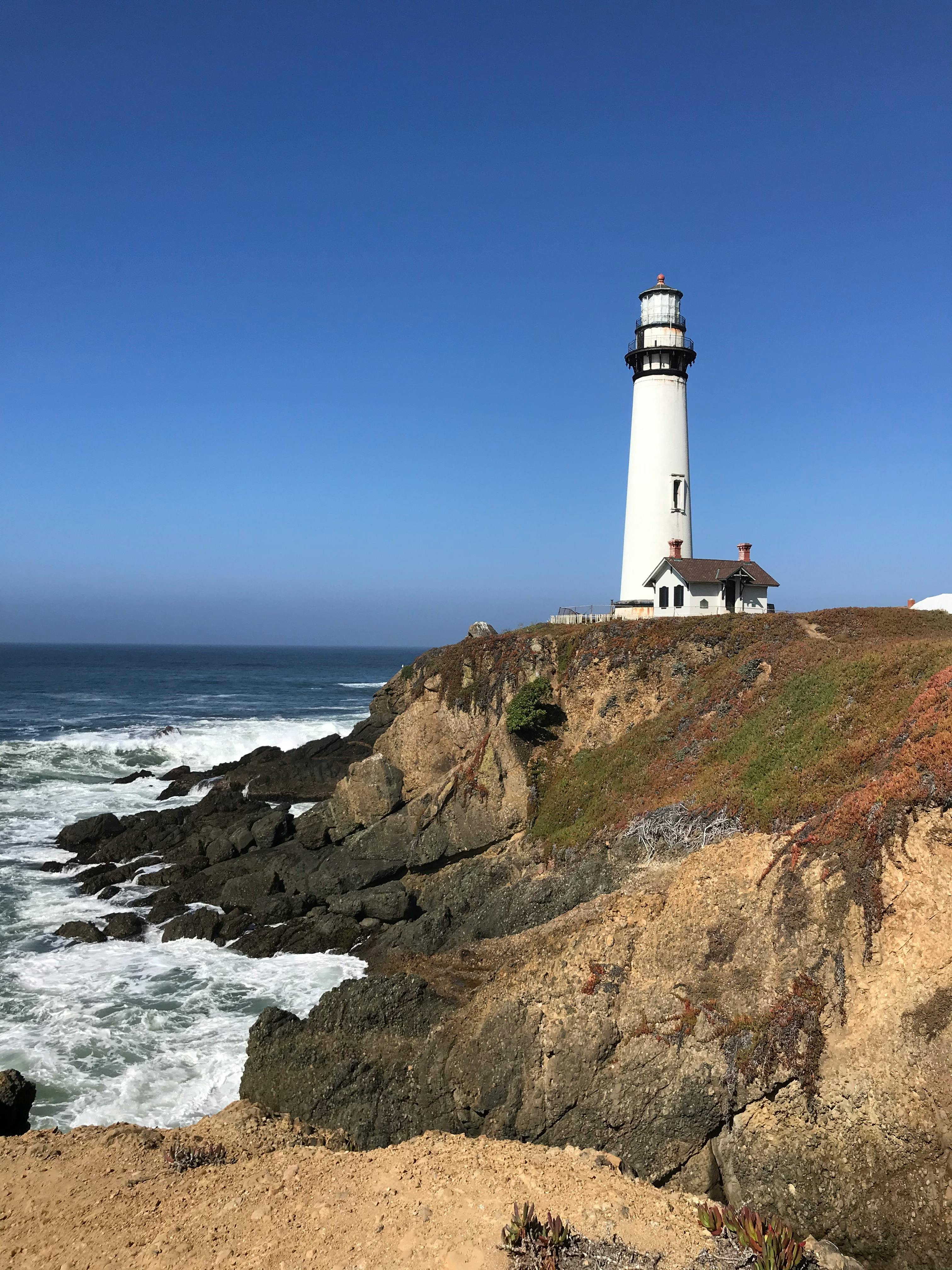 White Lighthouse · Free Stock Photo