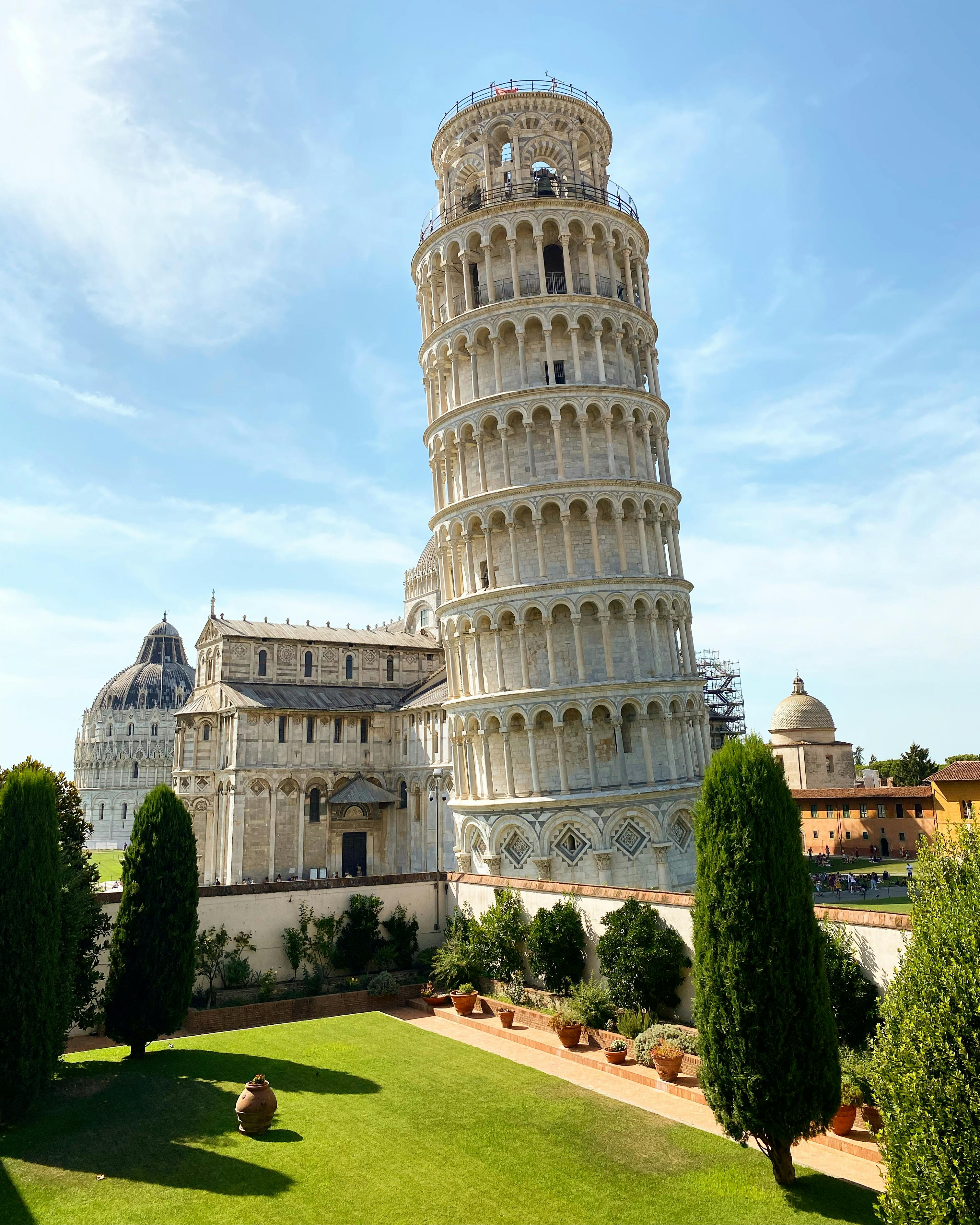 Leaning Tower of Pisa · Free Stock Photo