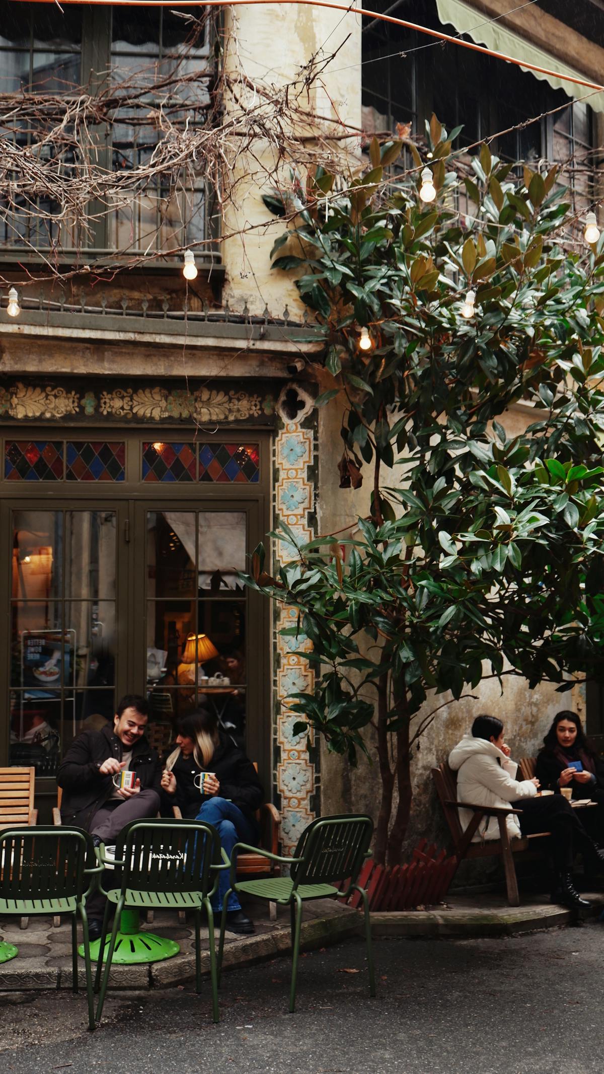 People In Cafe Photos, Download The BEST Free People In Cafe Stock ...