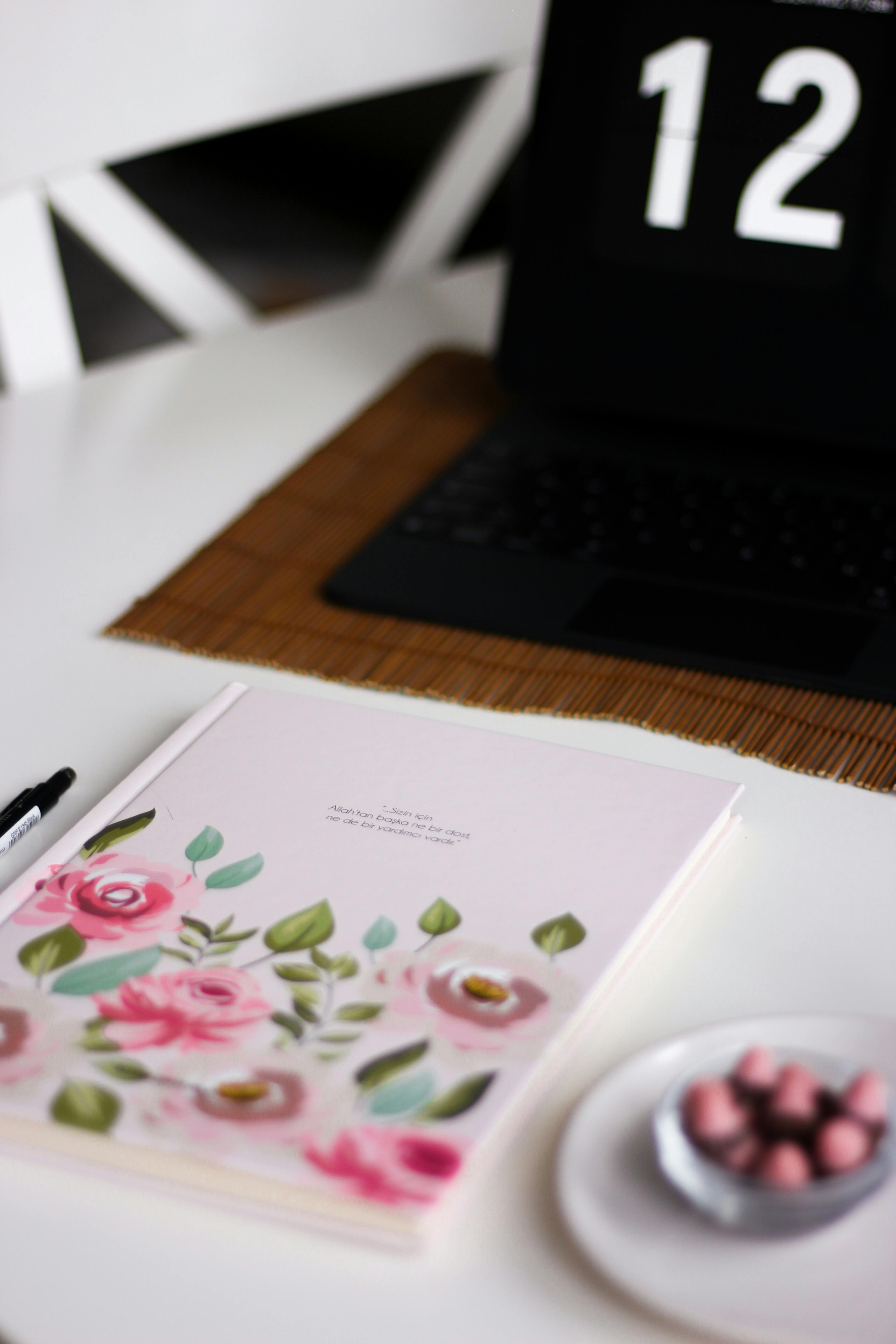 Flowers Cover Photos, Download The BEST Free Flowers Cover Stock Photos ...