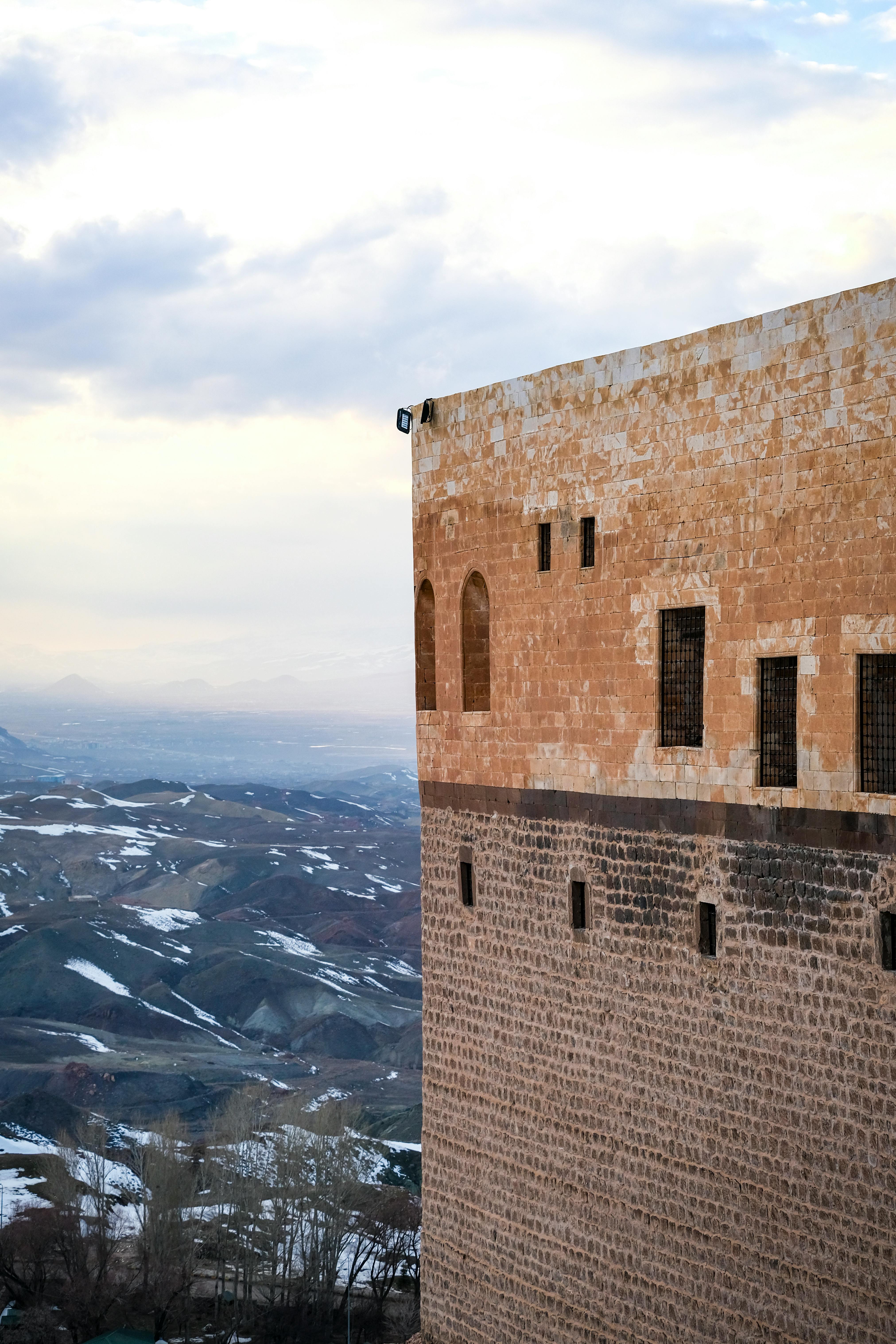 Vintage Bricks Wall of Building in Countryside · Free Stock Photo
