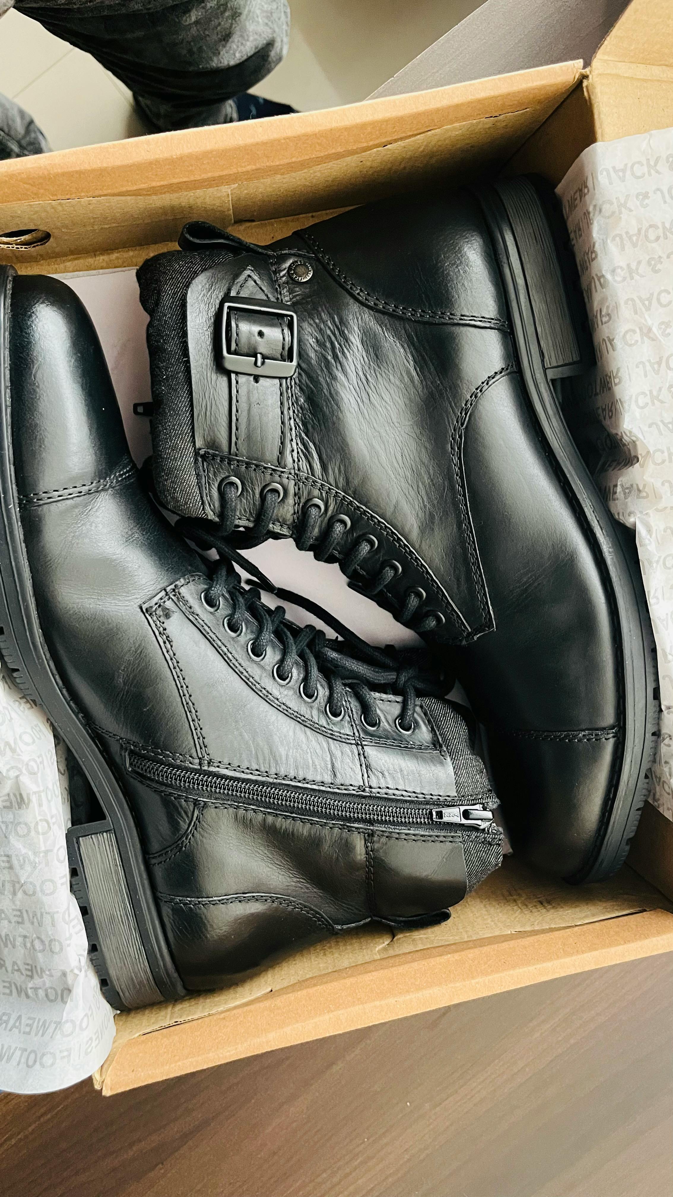 Black Boots in Box · Free Stock Photo