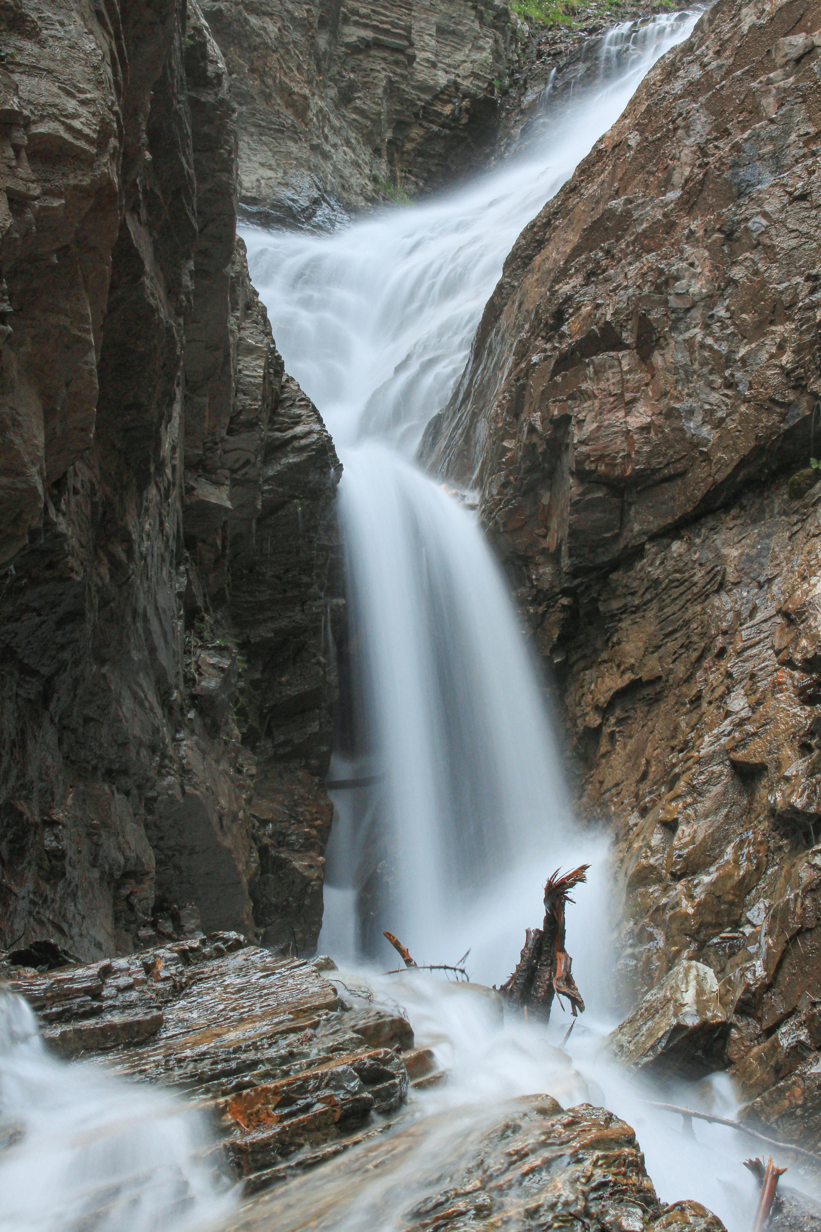 Blurred Descending Waterfall · Free Stock Photo