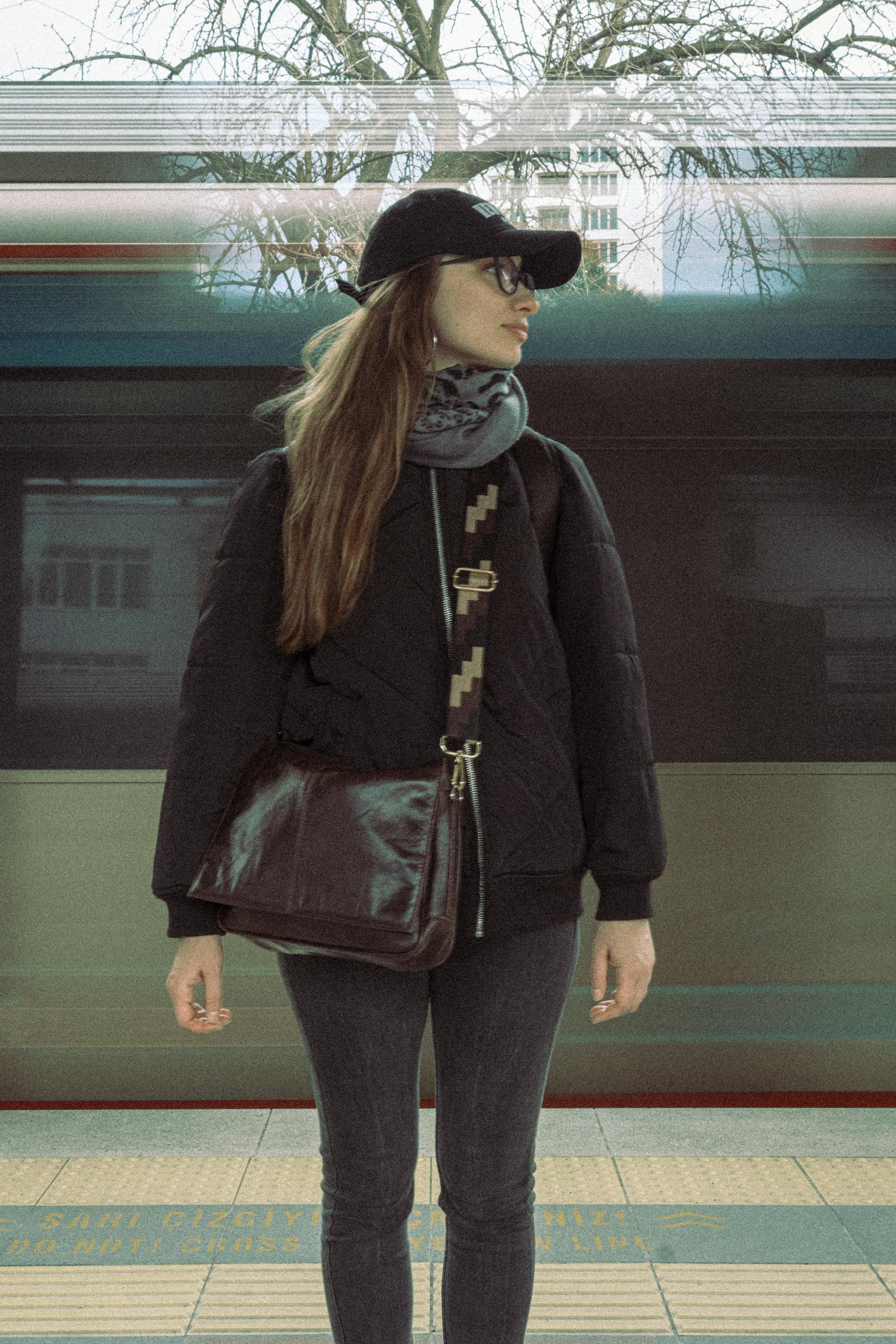 Moving’ Photos, Download The BEST Free Moving’ Stock Photos & HD Images