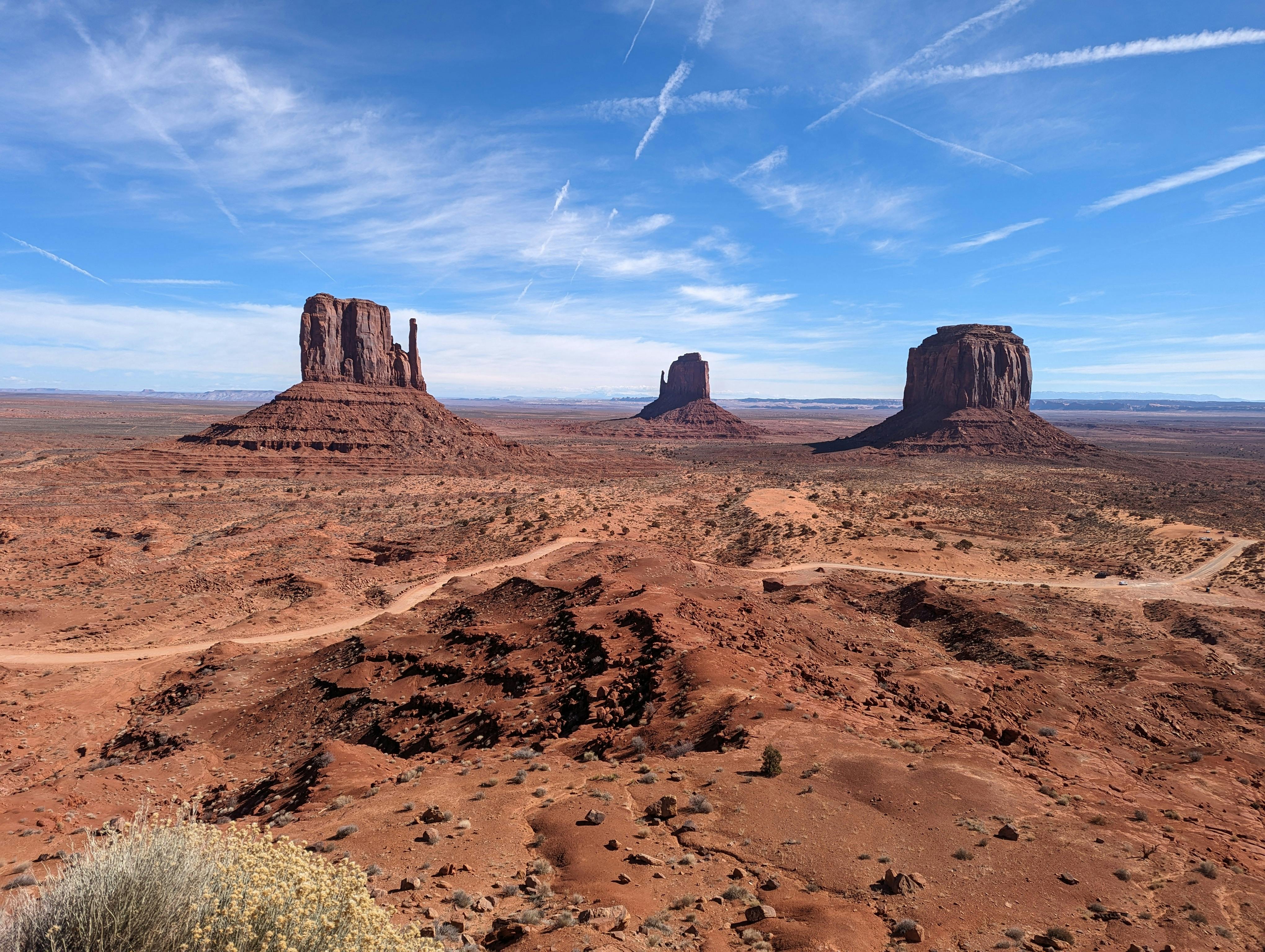 Rock Formations of Monument Valley · Free Stock Photo
