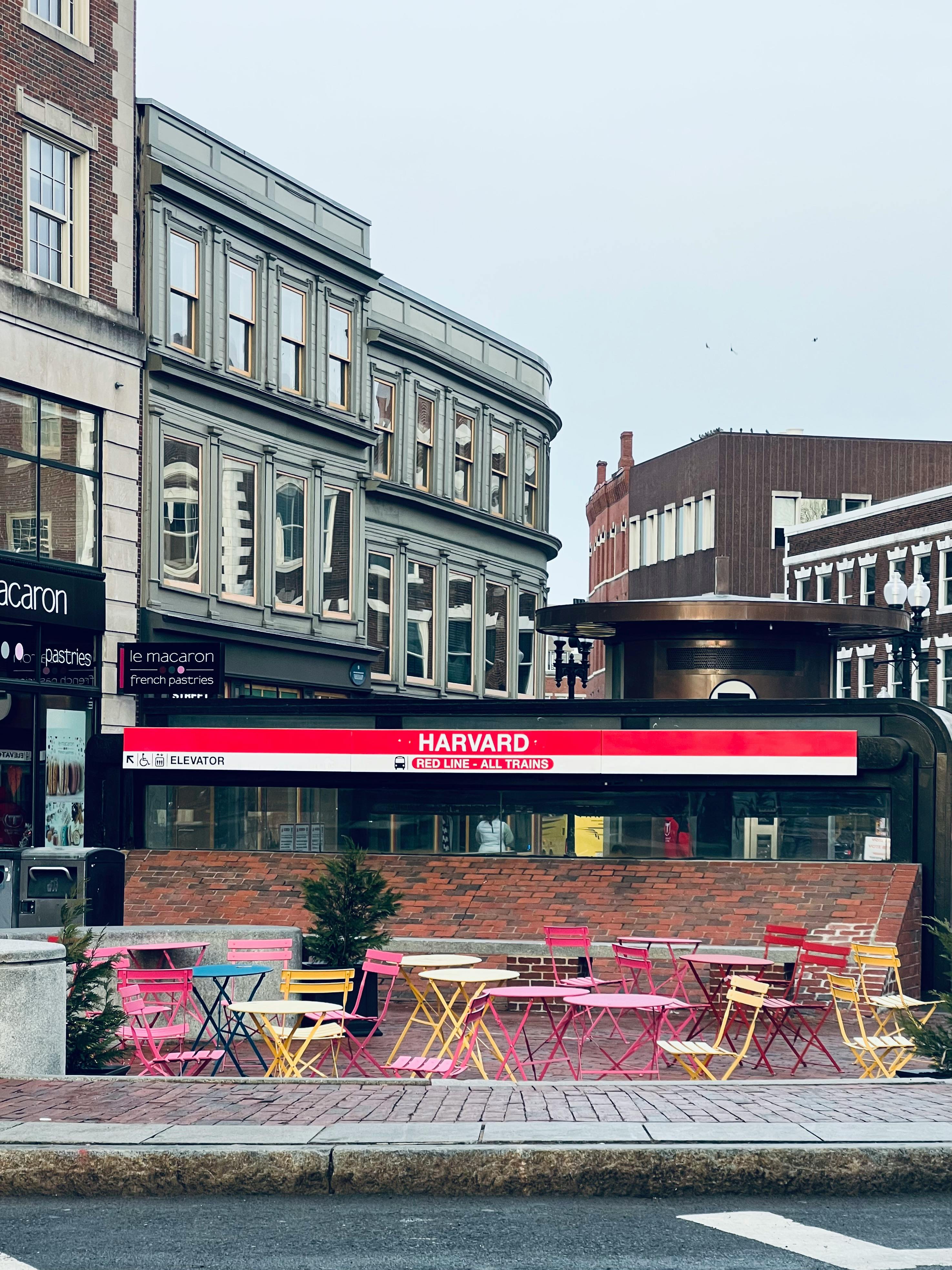 Harvard Red Line Subway Station in Cambridge in USA · Free Stock Photo