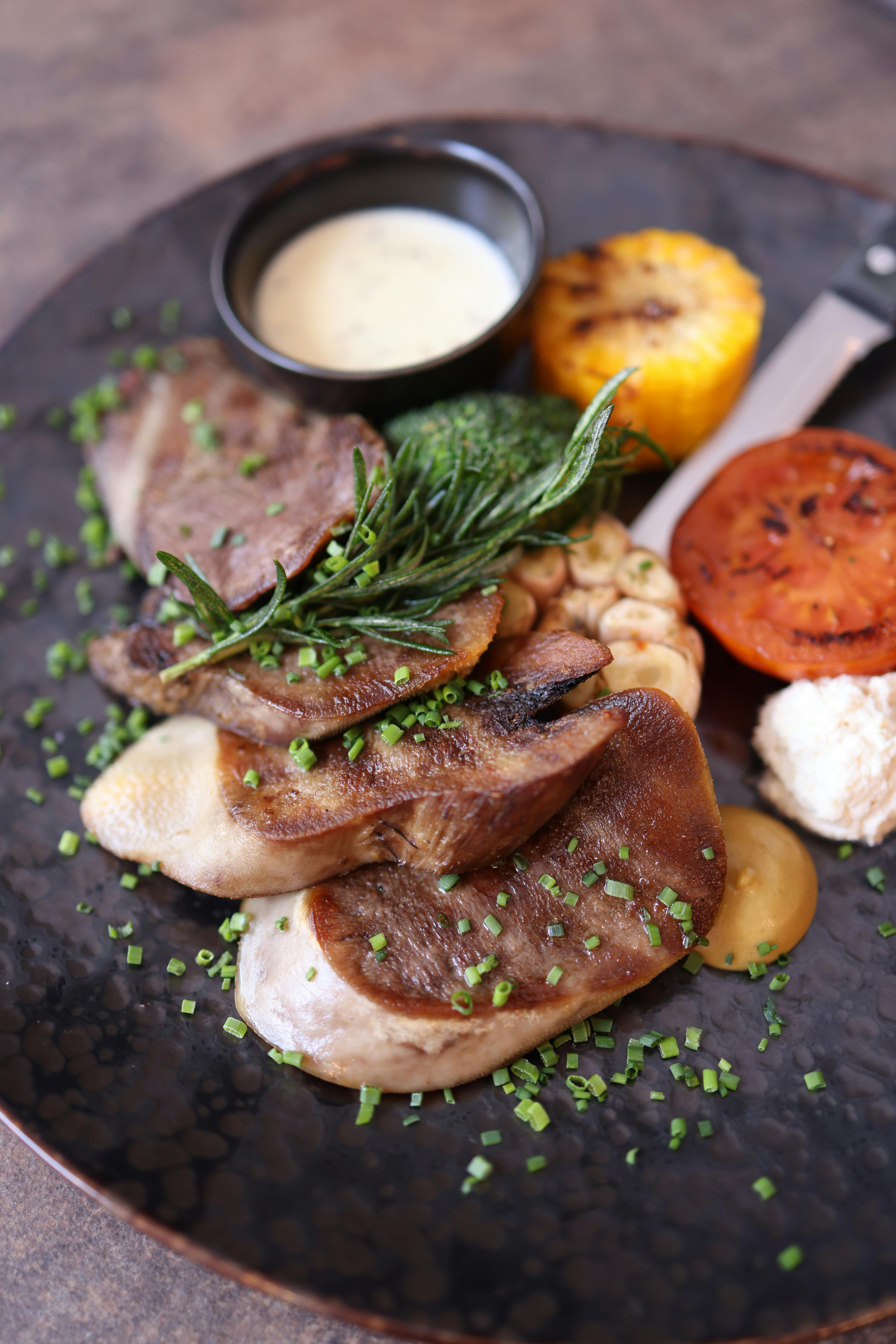 Plate Arrangement Photos, Download The BEST Free Plate Arrangement ...