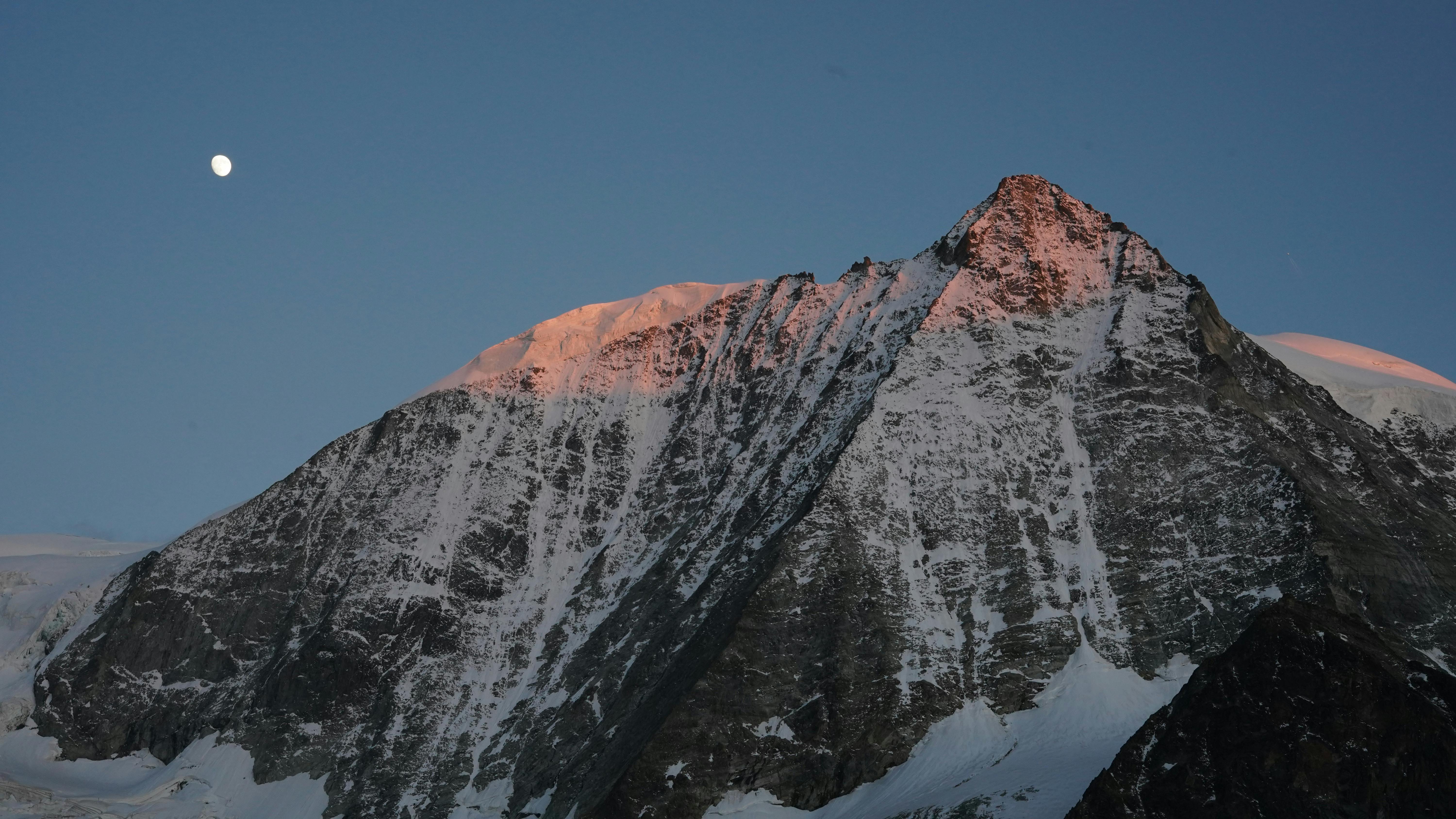 View of the Mont Blanc de Cheilon in the Pennine Alps, Switzerland ...
