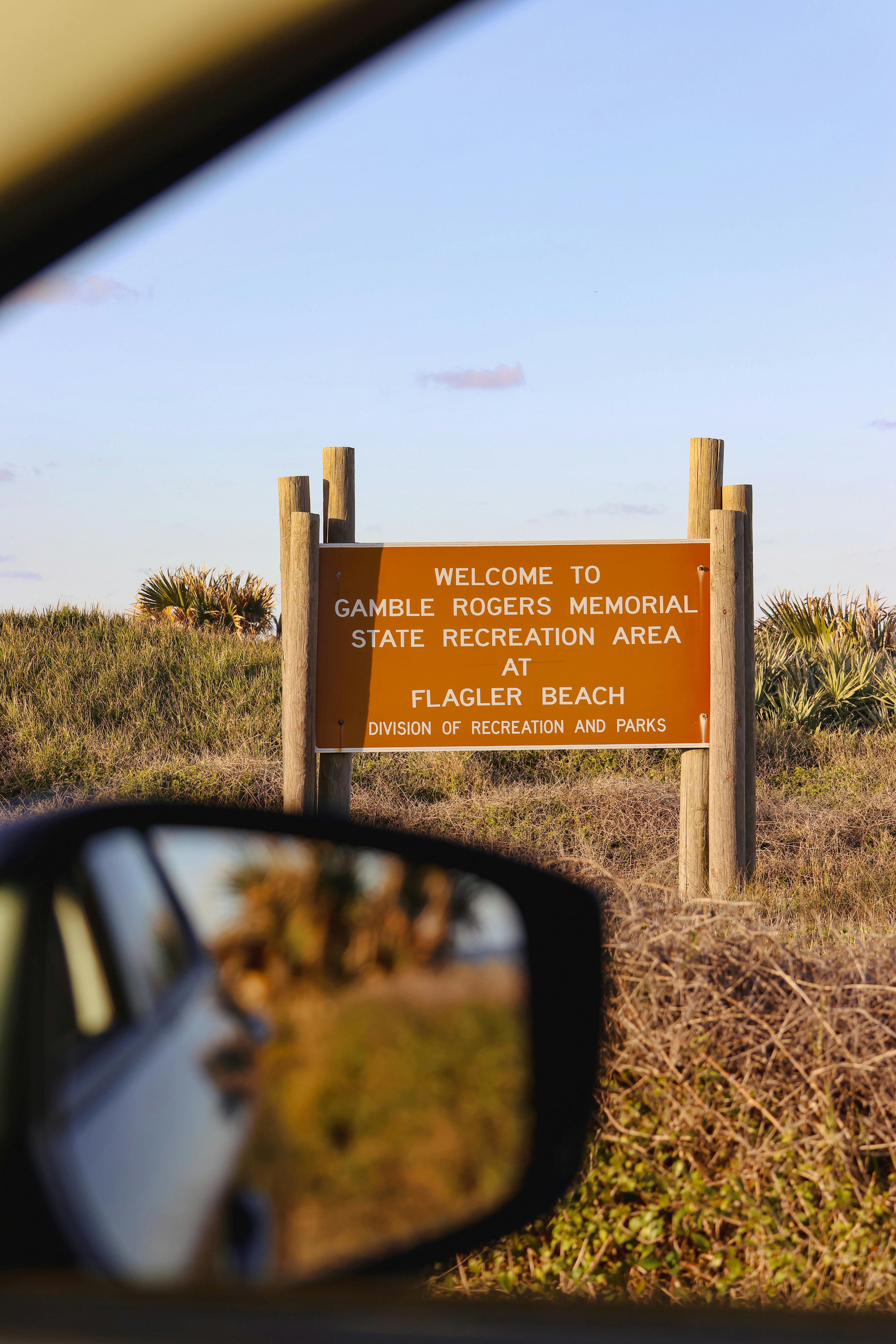 Welcome Board at Gamble Rogers on Florida in USA · Free Stock Photo