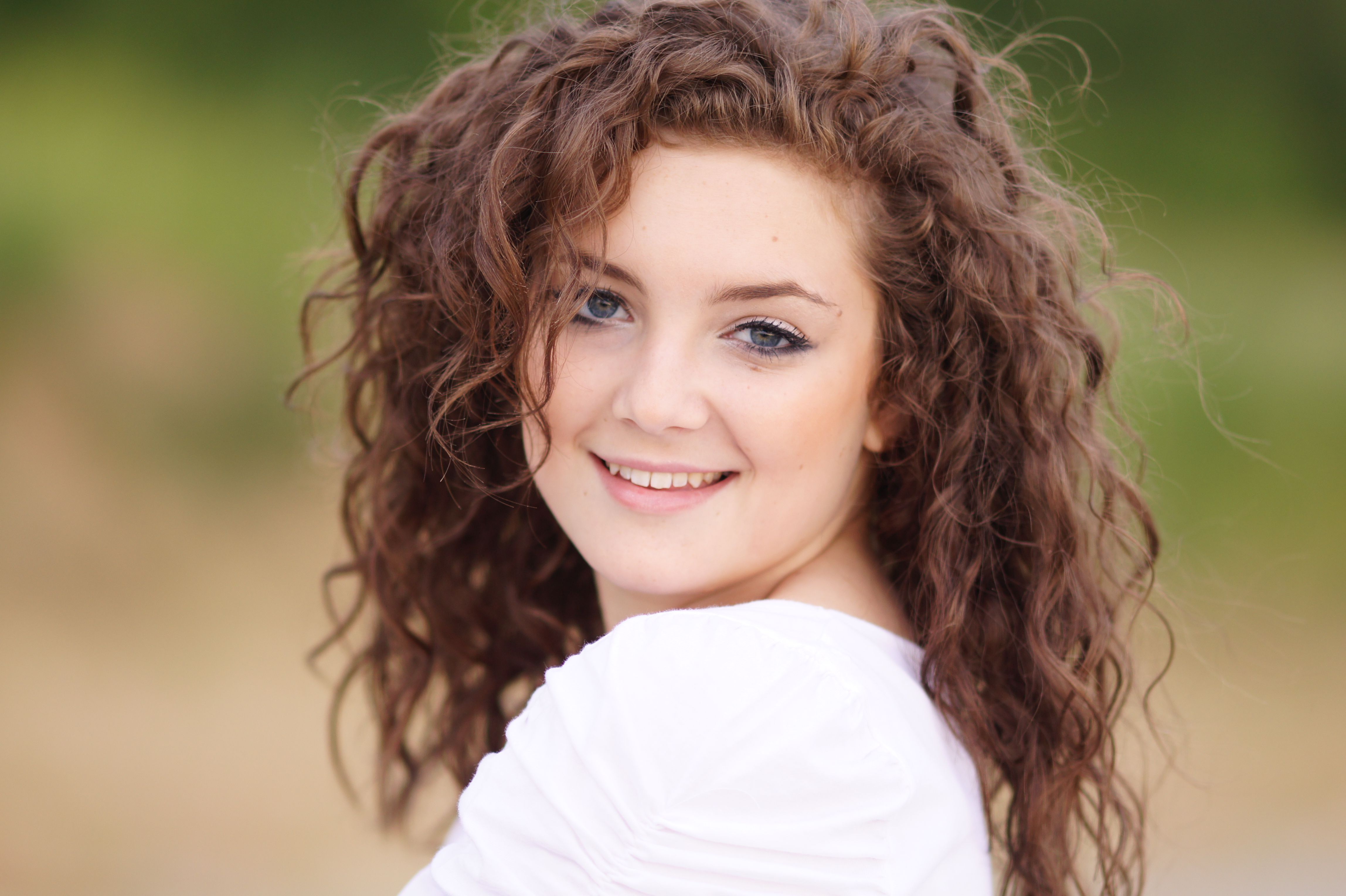 Smail Daw Photos, Download The BEST Free Smail Daw Stock Photos & HD Images