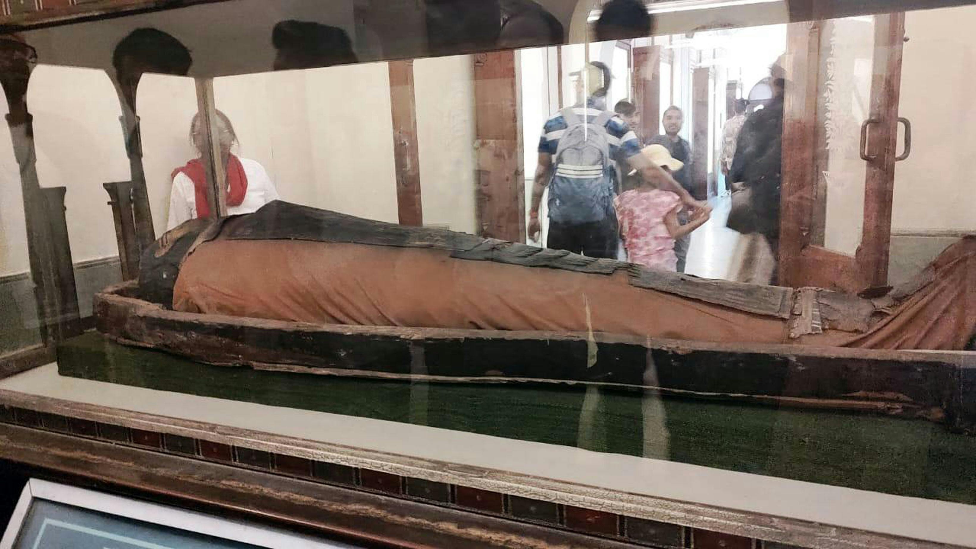 Radhika Sharma - 사진