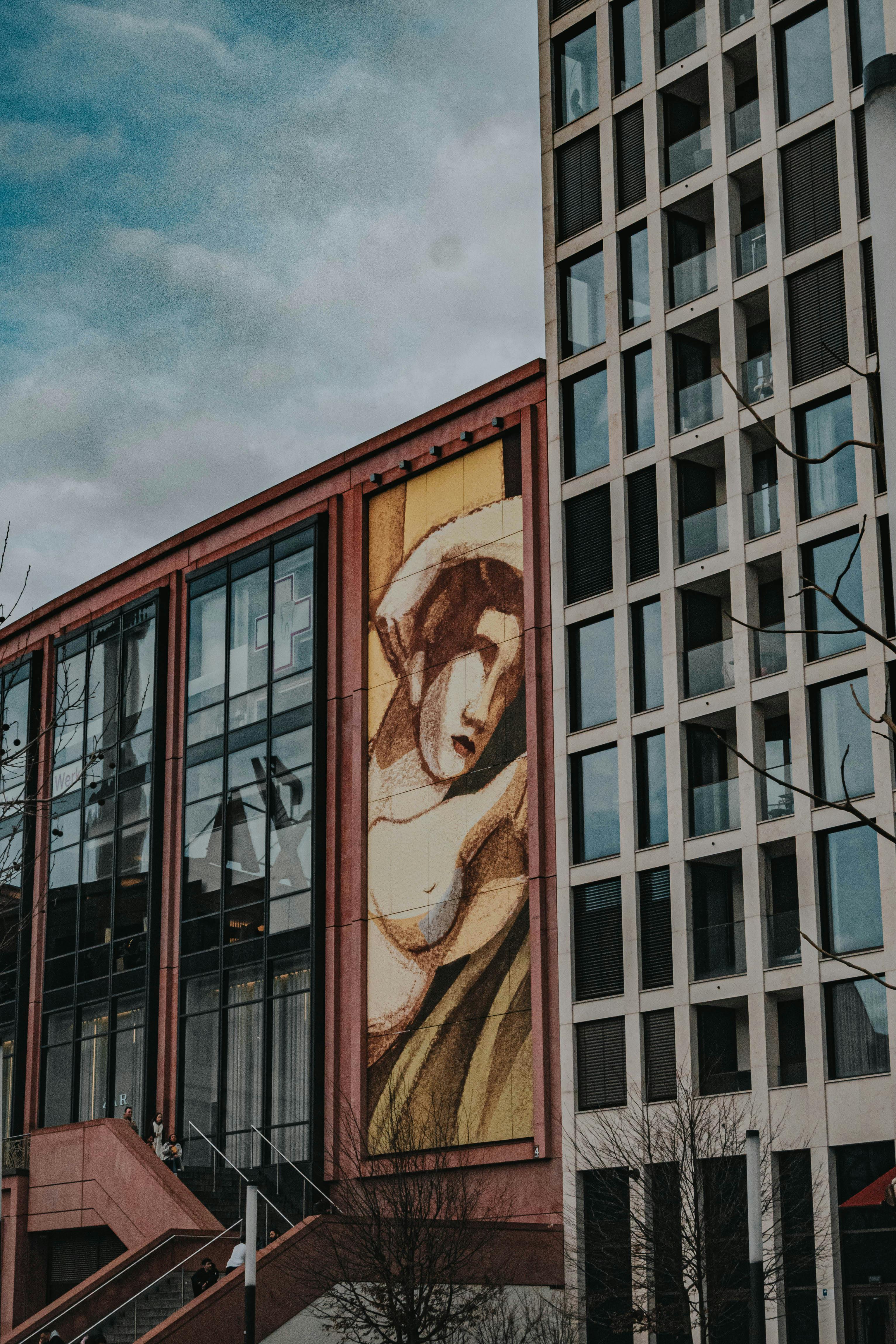 Woman Mural on Building in City · Free Stock Photo