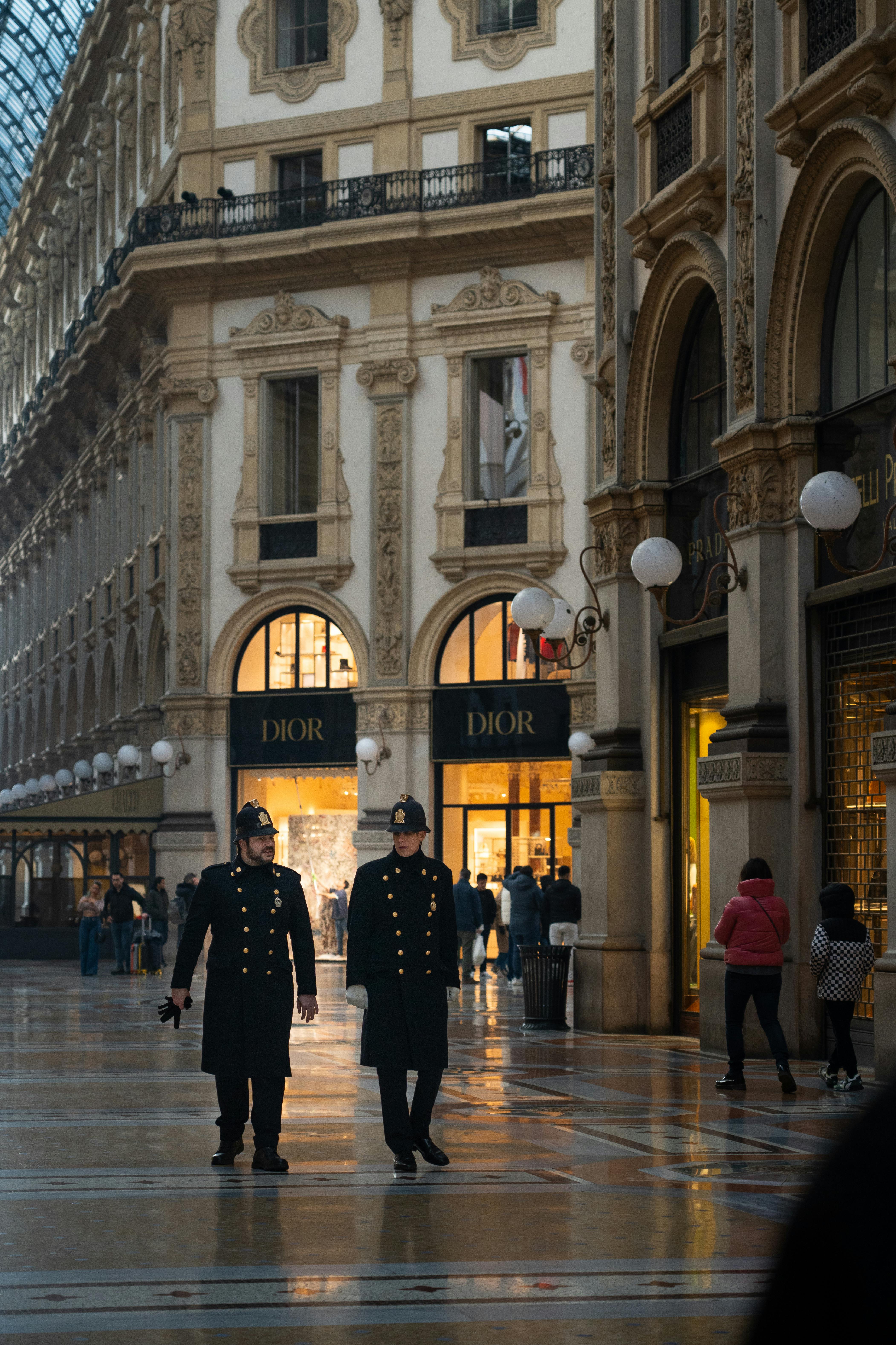 Guards Cobicoso Photos, Download The BEST Free Guards Cobicoso Stock ...