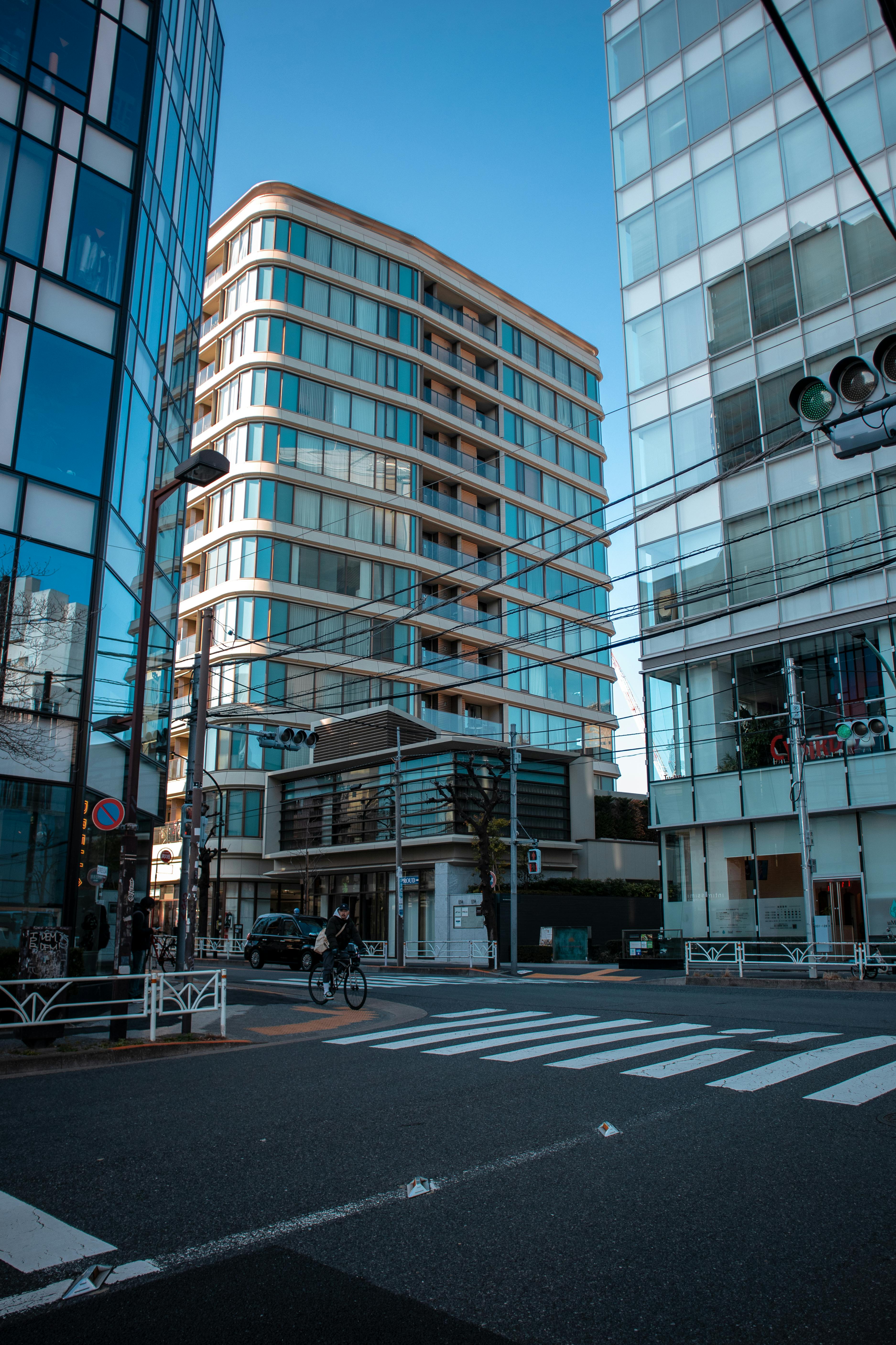 View Outside the Building · Free Stock Photo