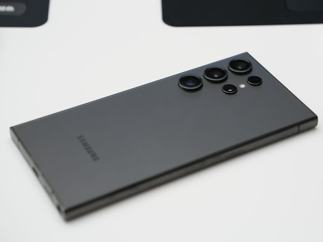 Samsung Galaxy S series: Key features and top models 2024