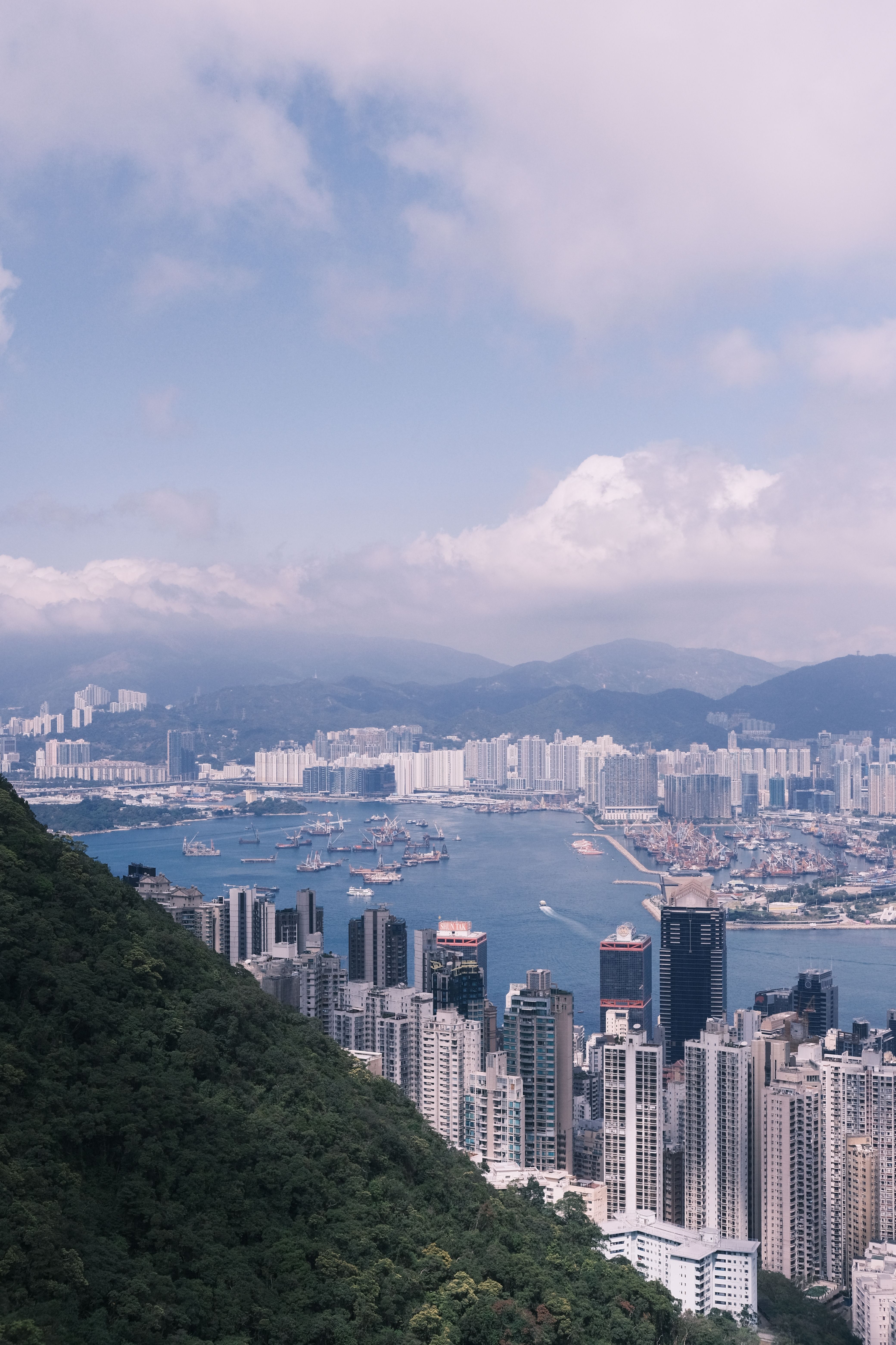 City with Bay · Free Stock Photo