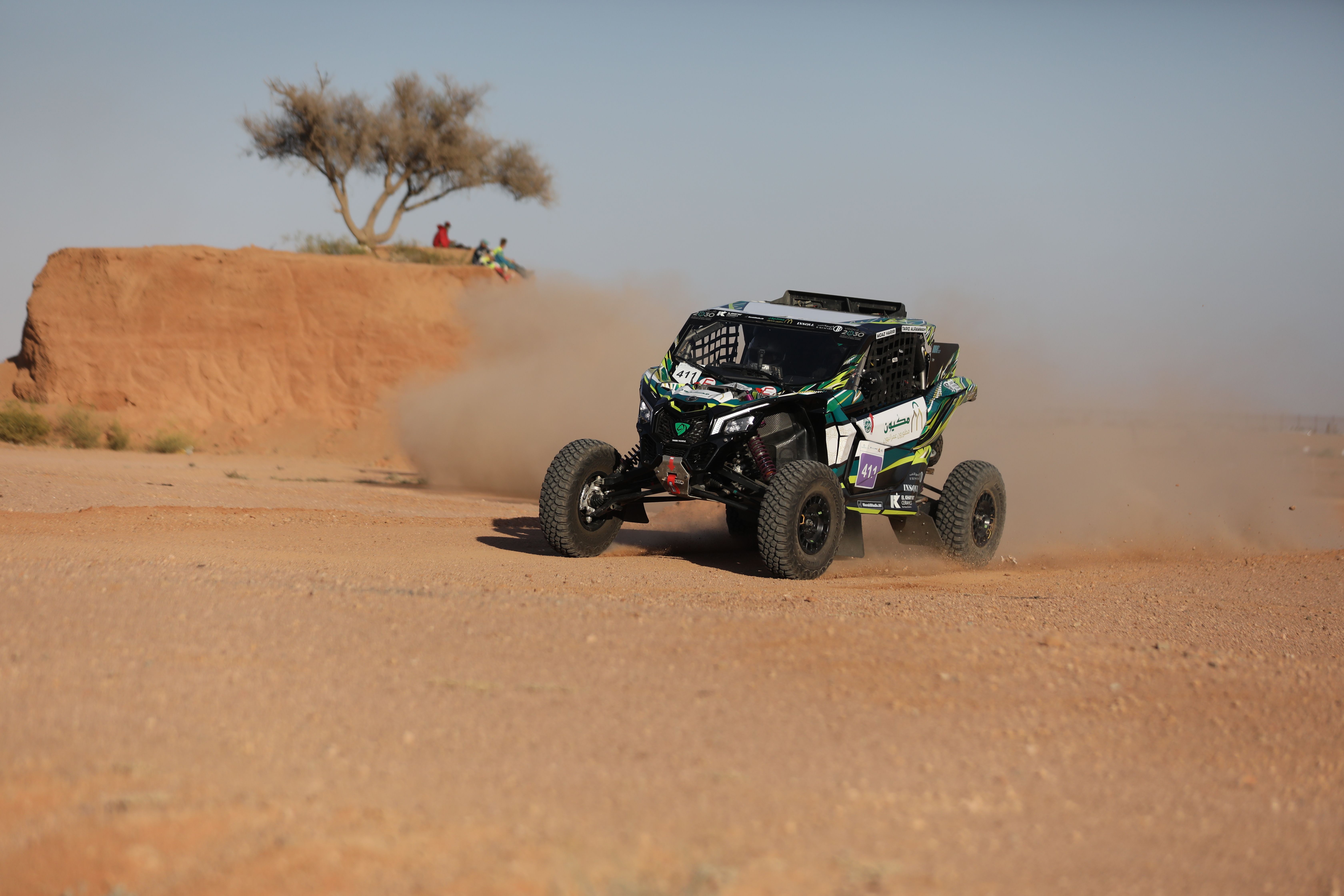 An Off-road Vehicle Riding in a Desert · Free Stock Photo