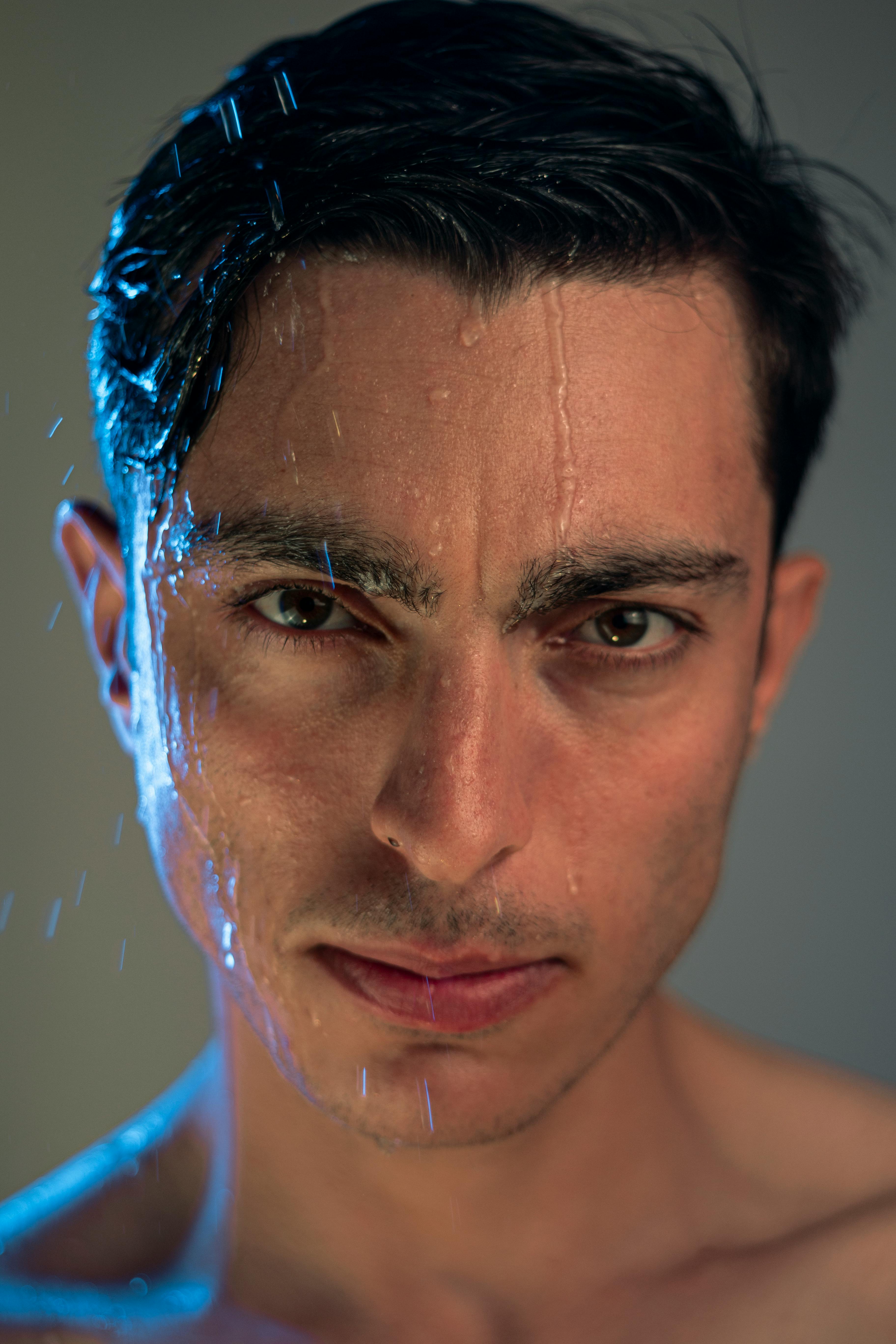 Face Looking Upward Photos, Download The BEST Free Face Looking Upward ...