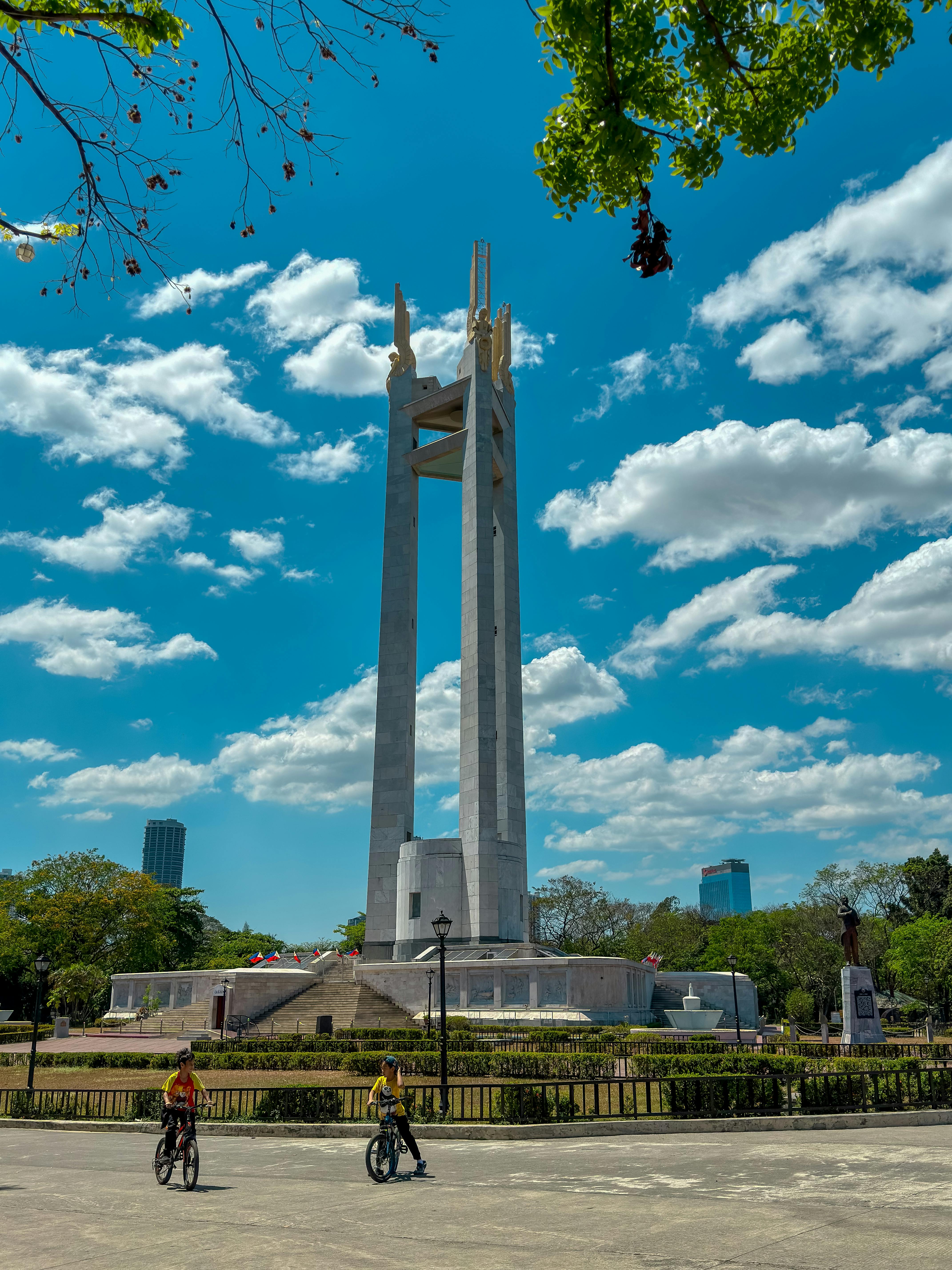 Quezon Memorial Shrine in Quezon City in Philippines · Free Stock Photo