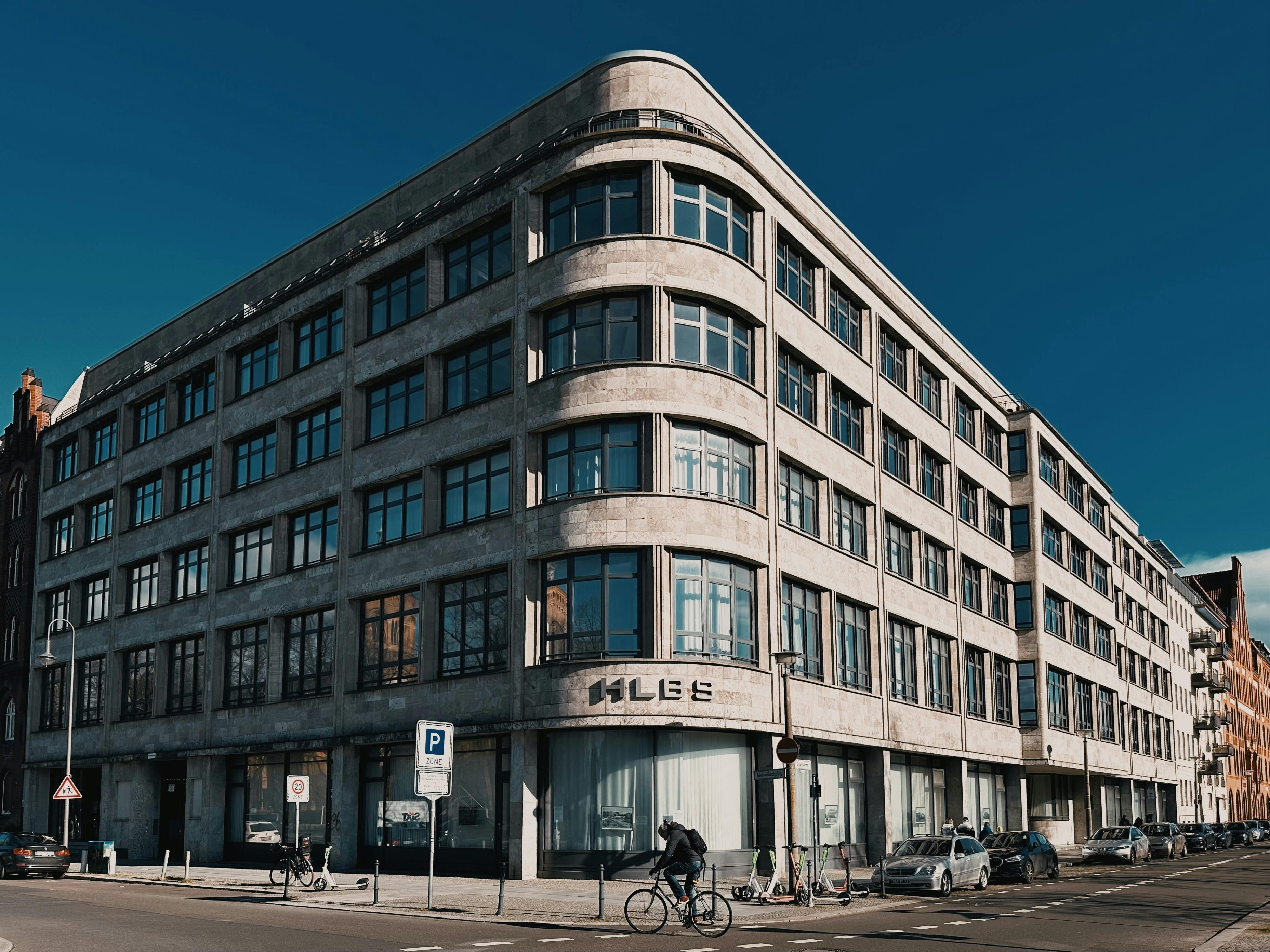 Haus Photos, Download The BEST Free Haus Stock Photos & HD Images