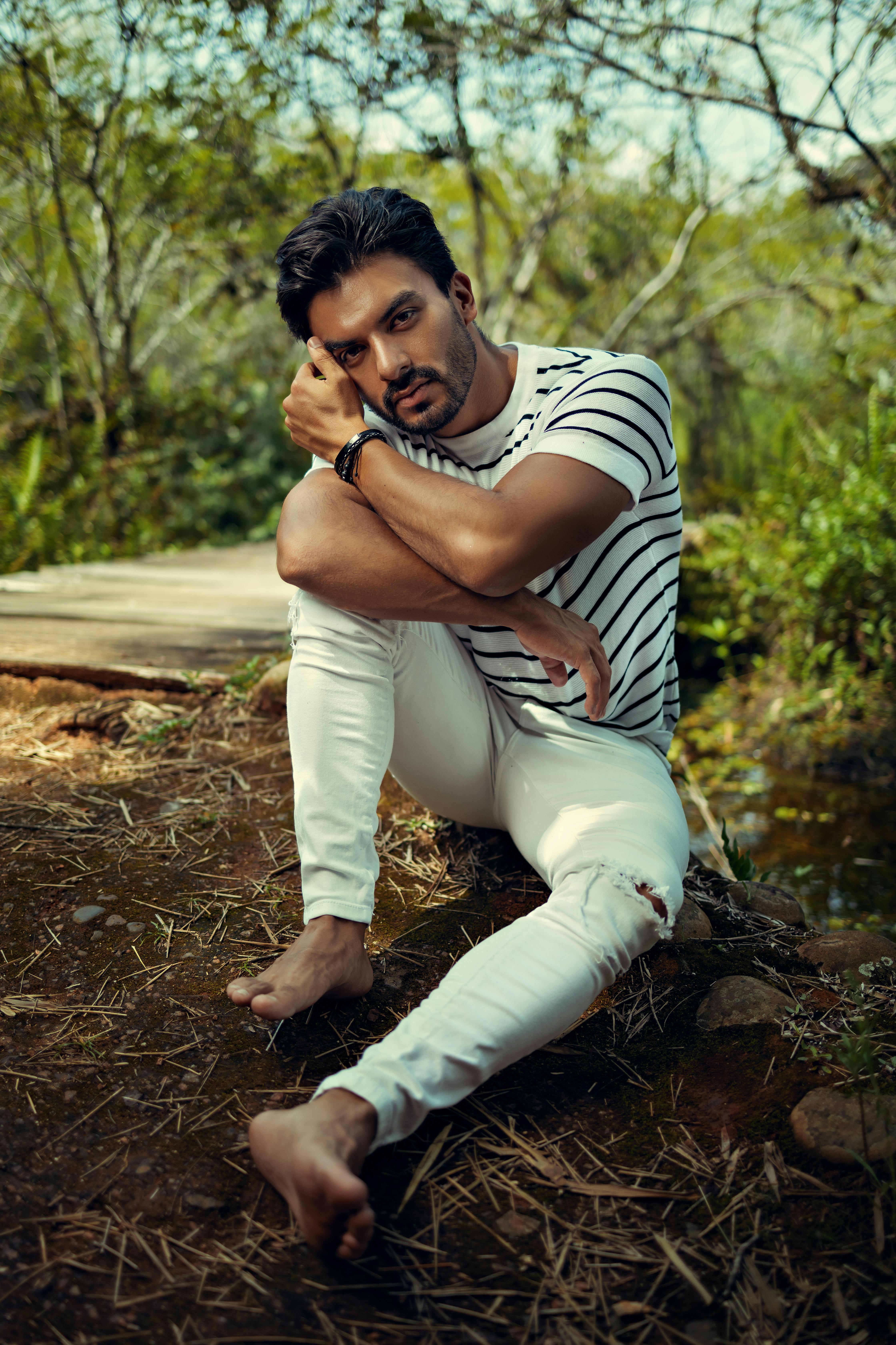 Foto de stock gratuita sobre ad campaign, beauty, bosque, descalzo ...