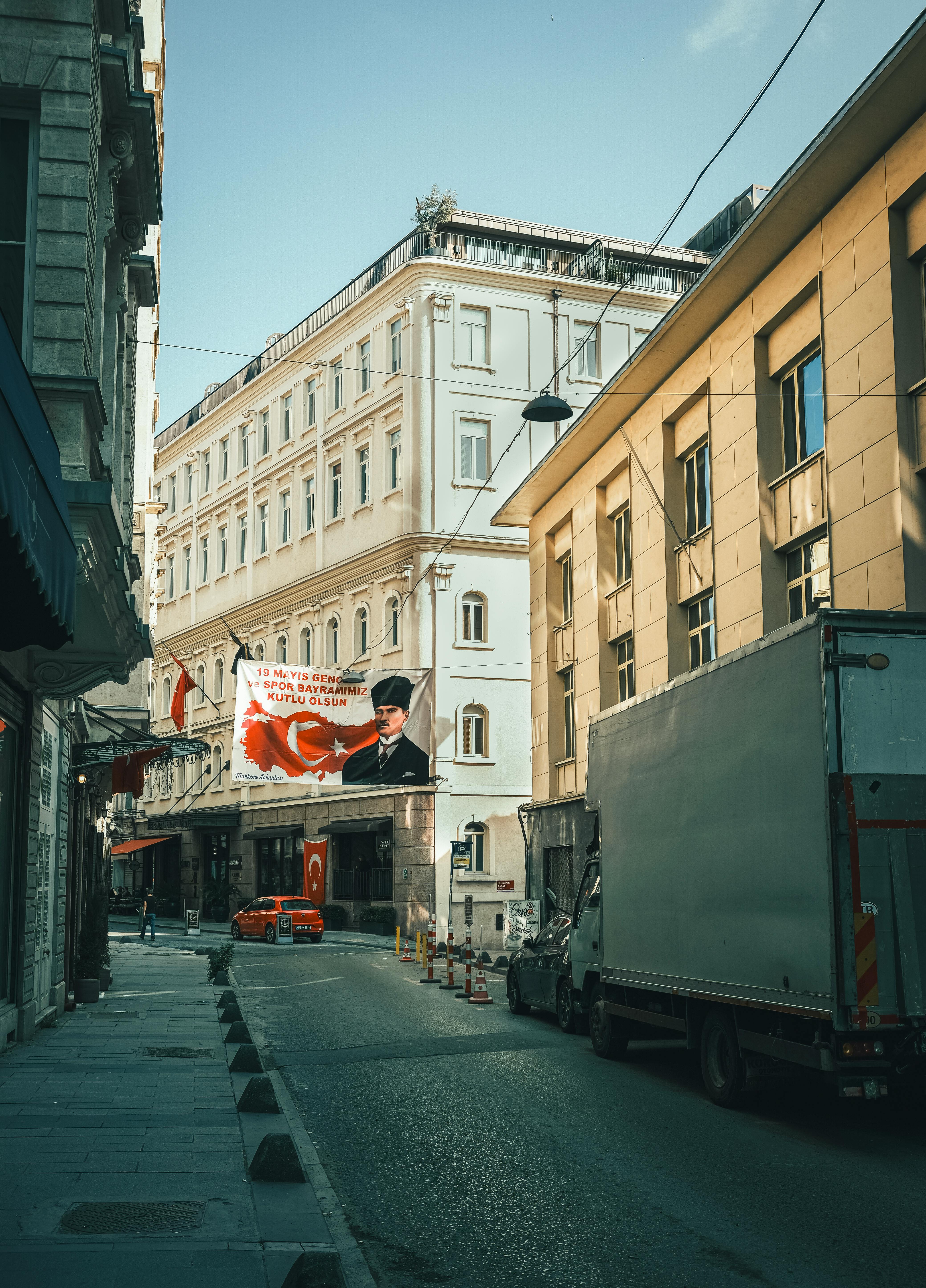 Banner with Ataturk over Street in Istanbul · Free Stock Photo